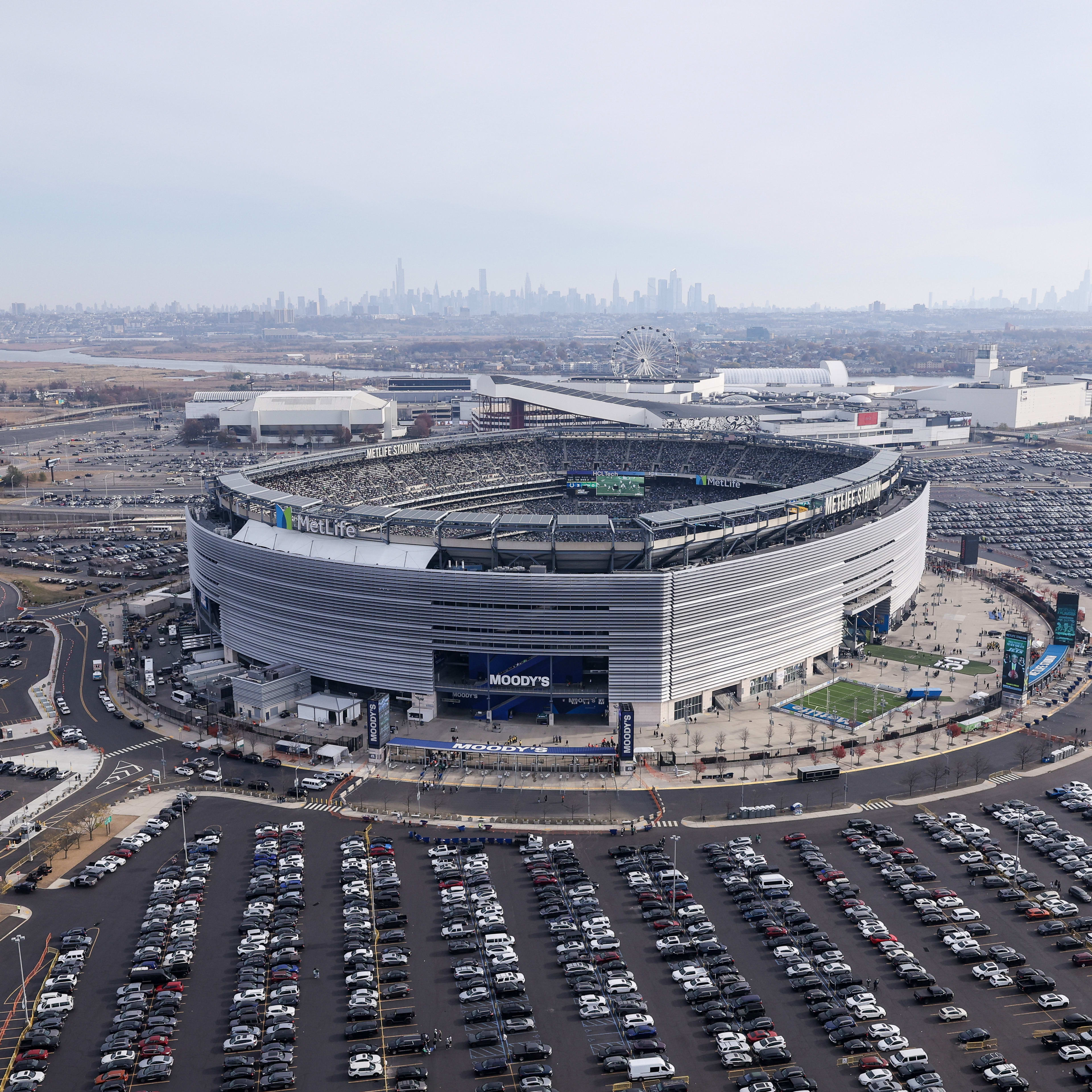 Two NFL Teams Will Probably Lose 'On Purpose' In Week 18 - The Spun