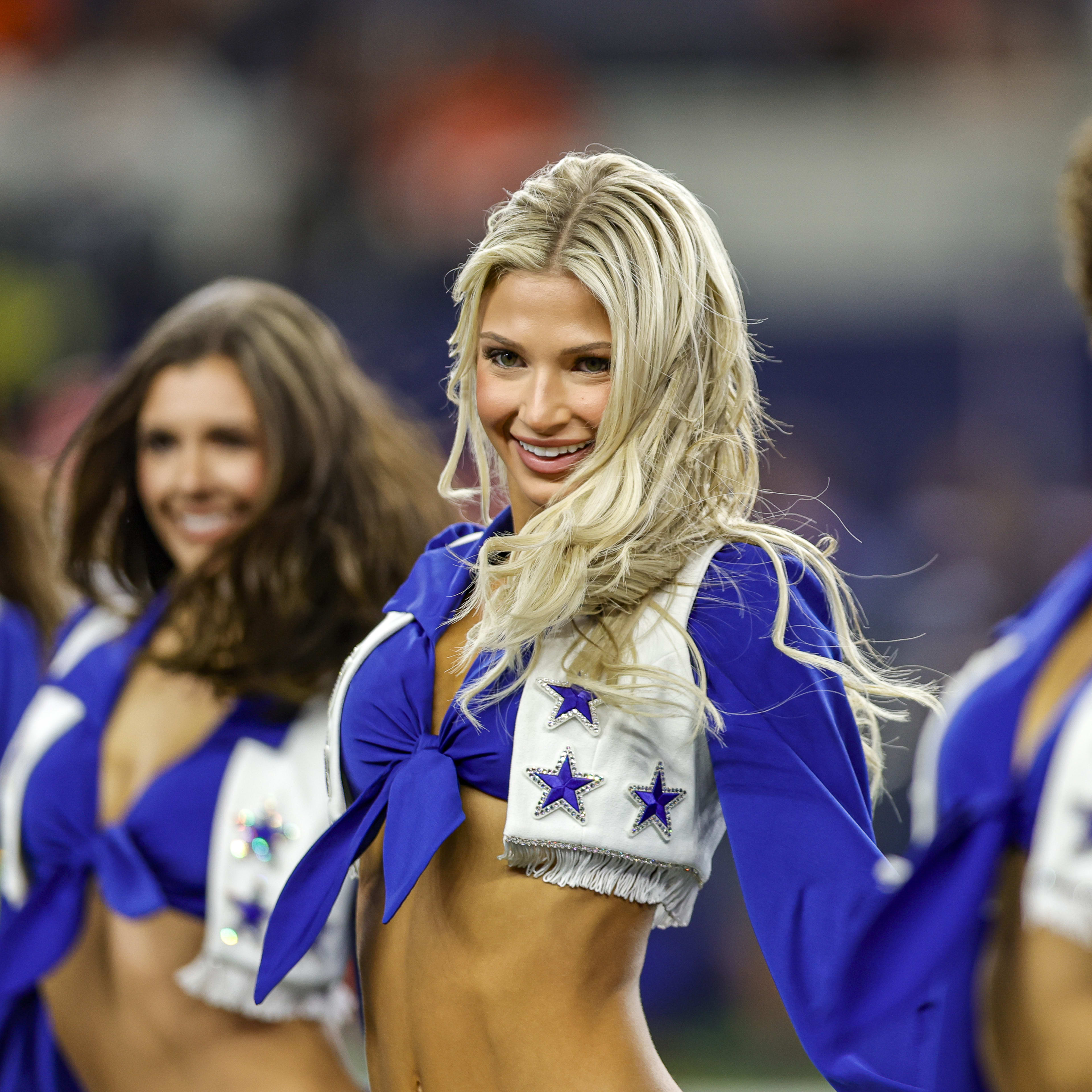 Meet The ESPN Sideline Reporter Blowing Up During The MLB Playoffs ...