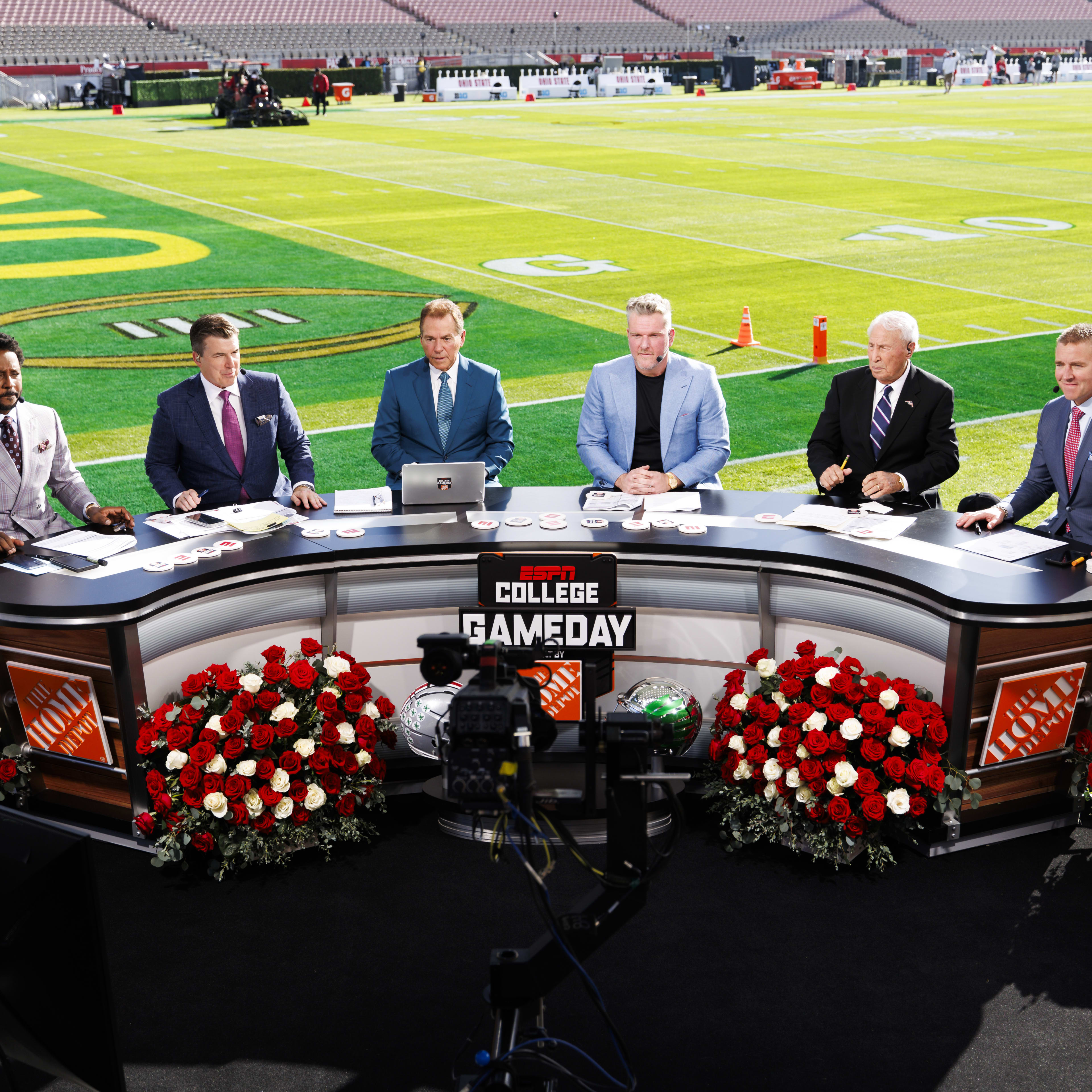 Photos: Meet The Fiancee Of Former LSU Coach Ed Orgeron - The Spun