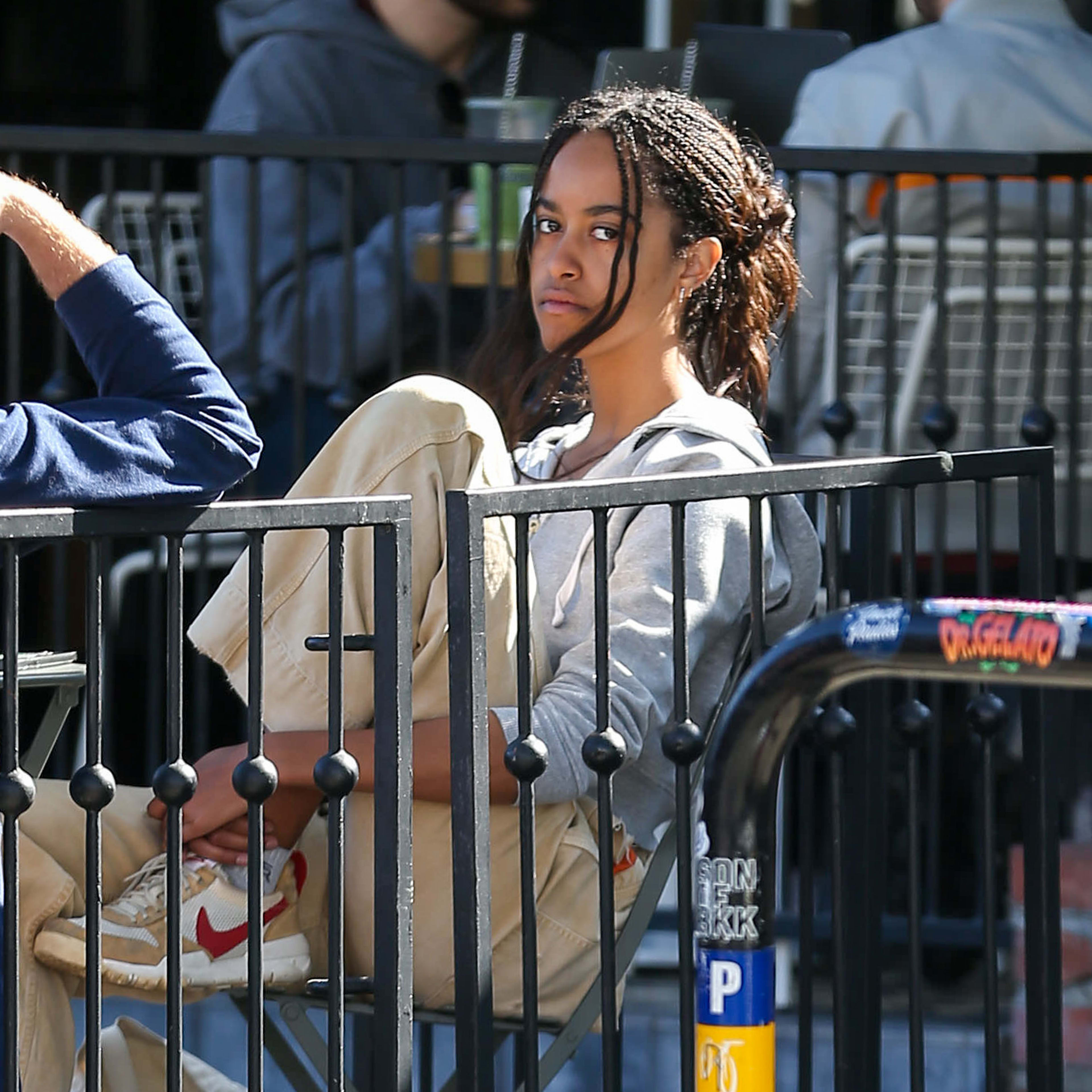 Carolina Panthers Player Rides Horse To Wild Card Playoff Game - The Spun