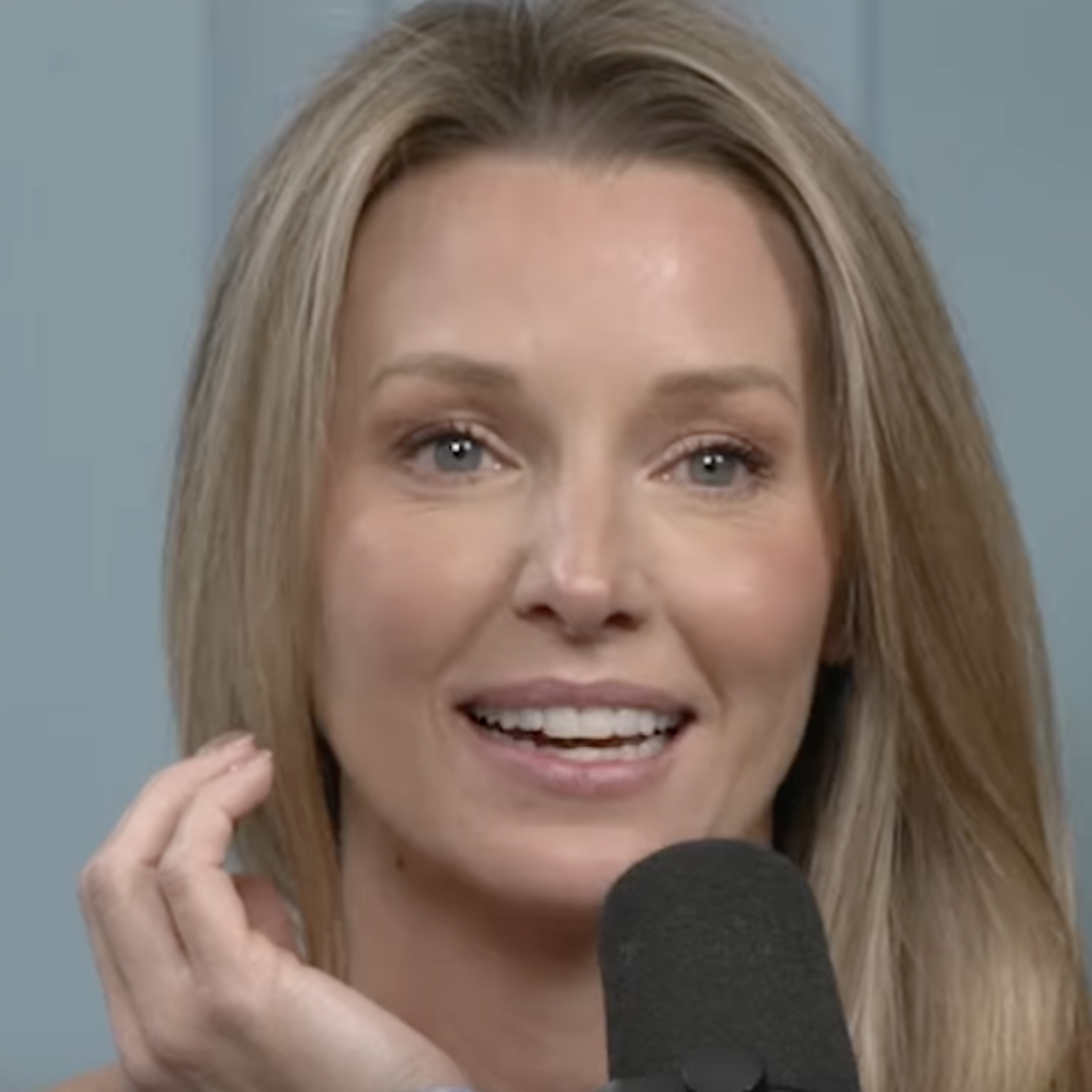 Dale Earnhardt Jr. Sends Message To Kyle Larson During Saturday's Race At Texas - The Spun