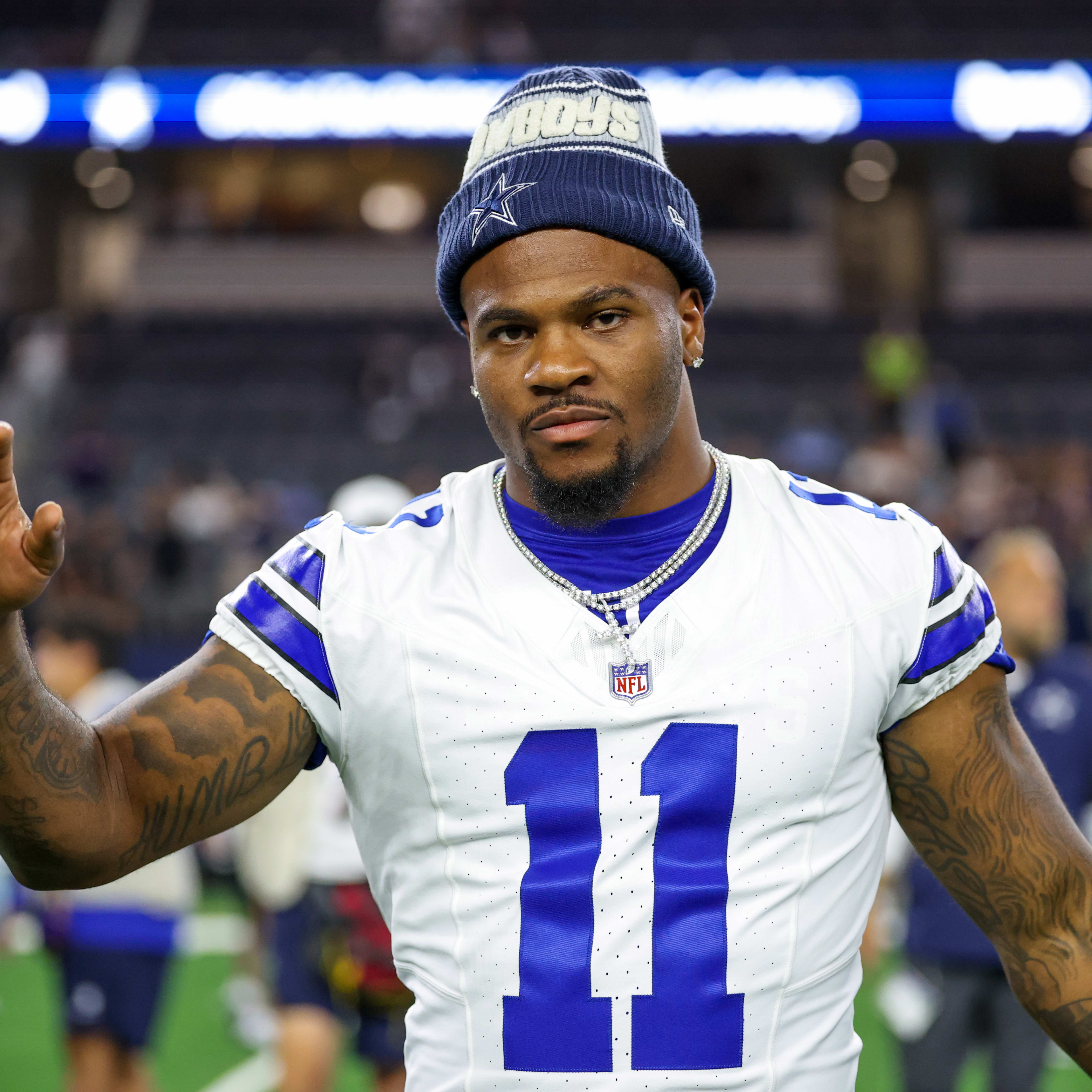 CBS Reporter Who Went Viral At Big Ten Championship Shares 'Stunning ...