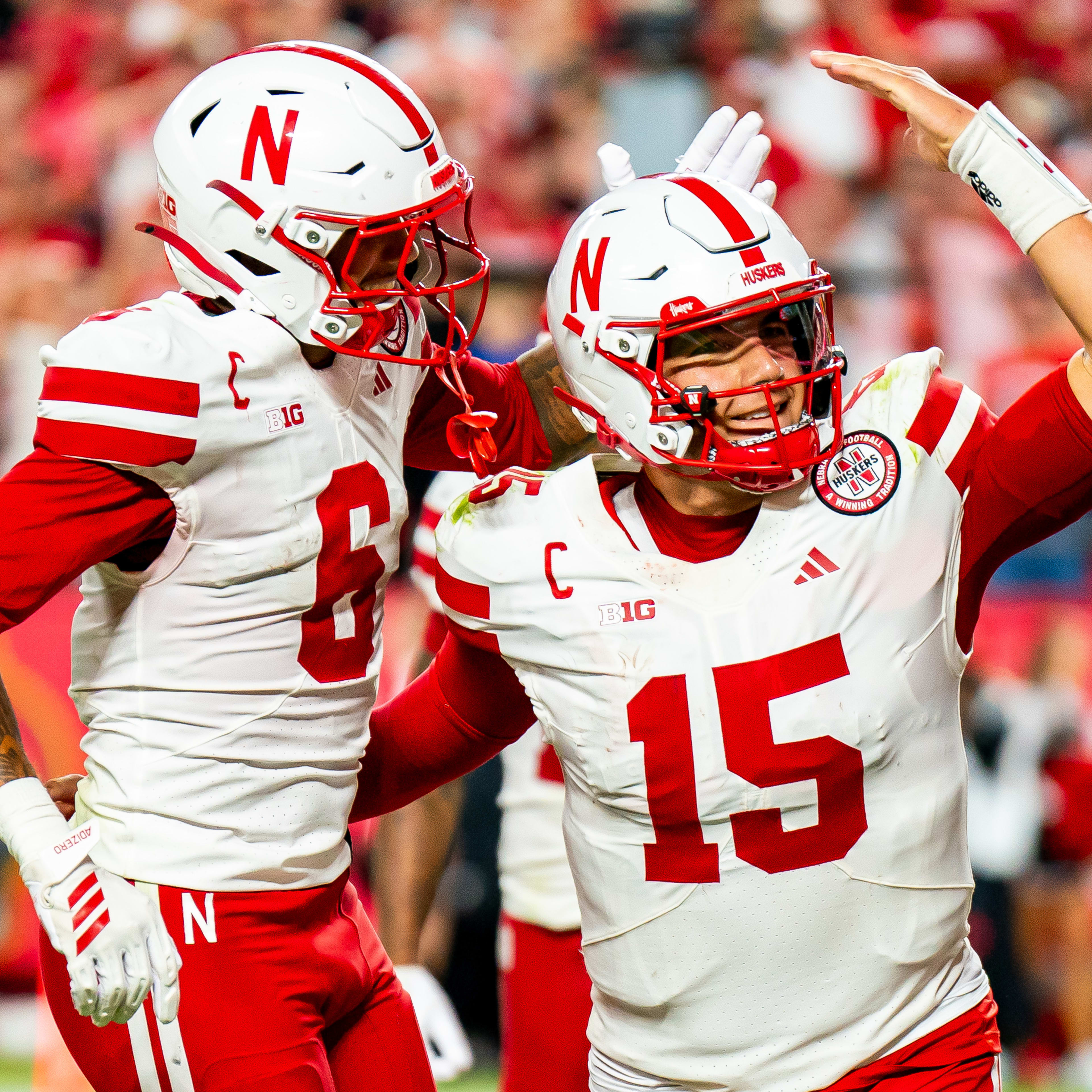 CBS Urged To Have 'Intervention' With Tony Romo - The Spun