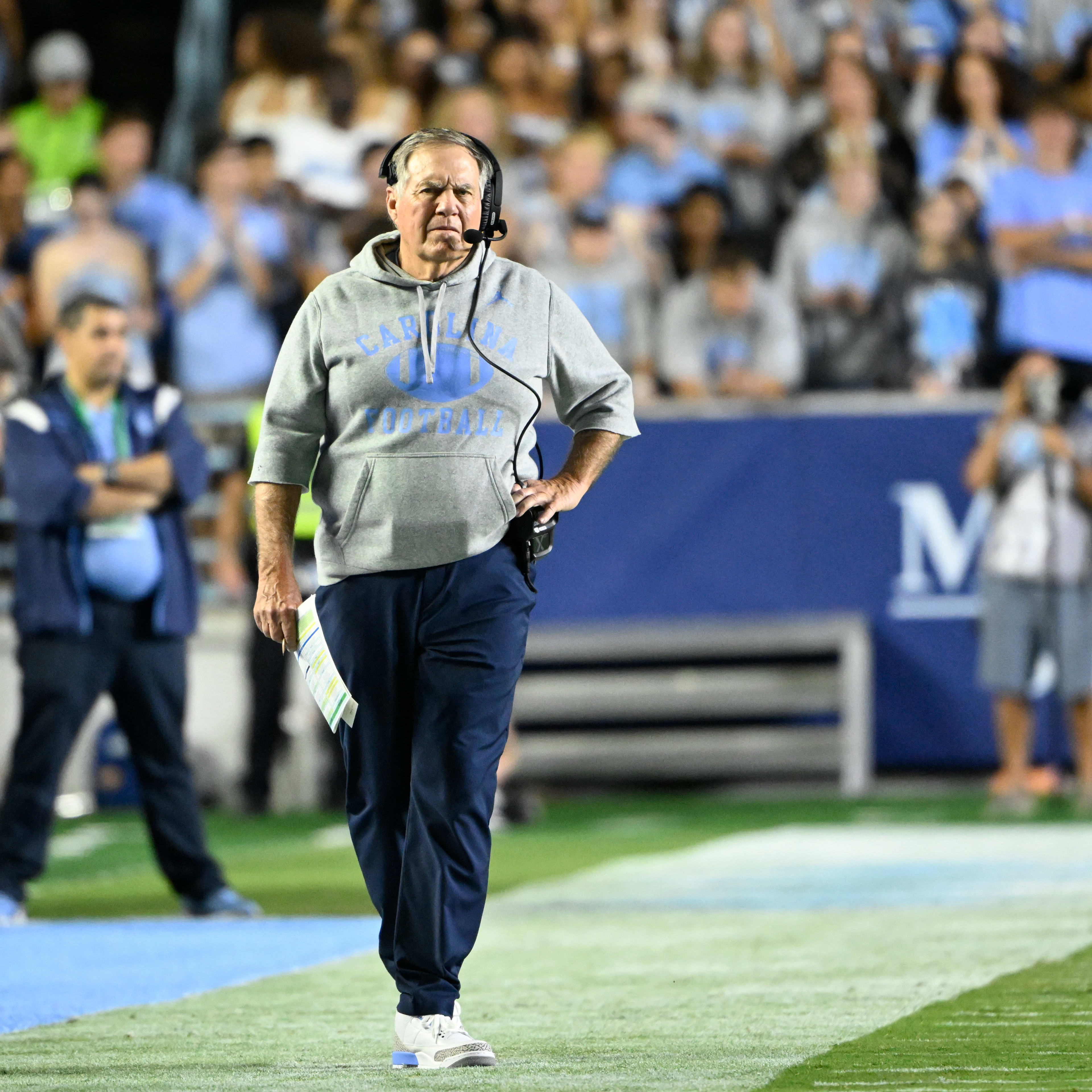 Sports Fans Calling For Legendary ESPN Announcer To Retire - The Spun