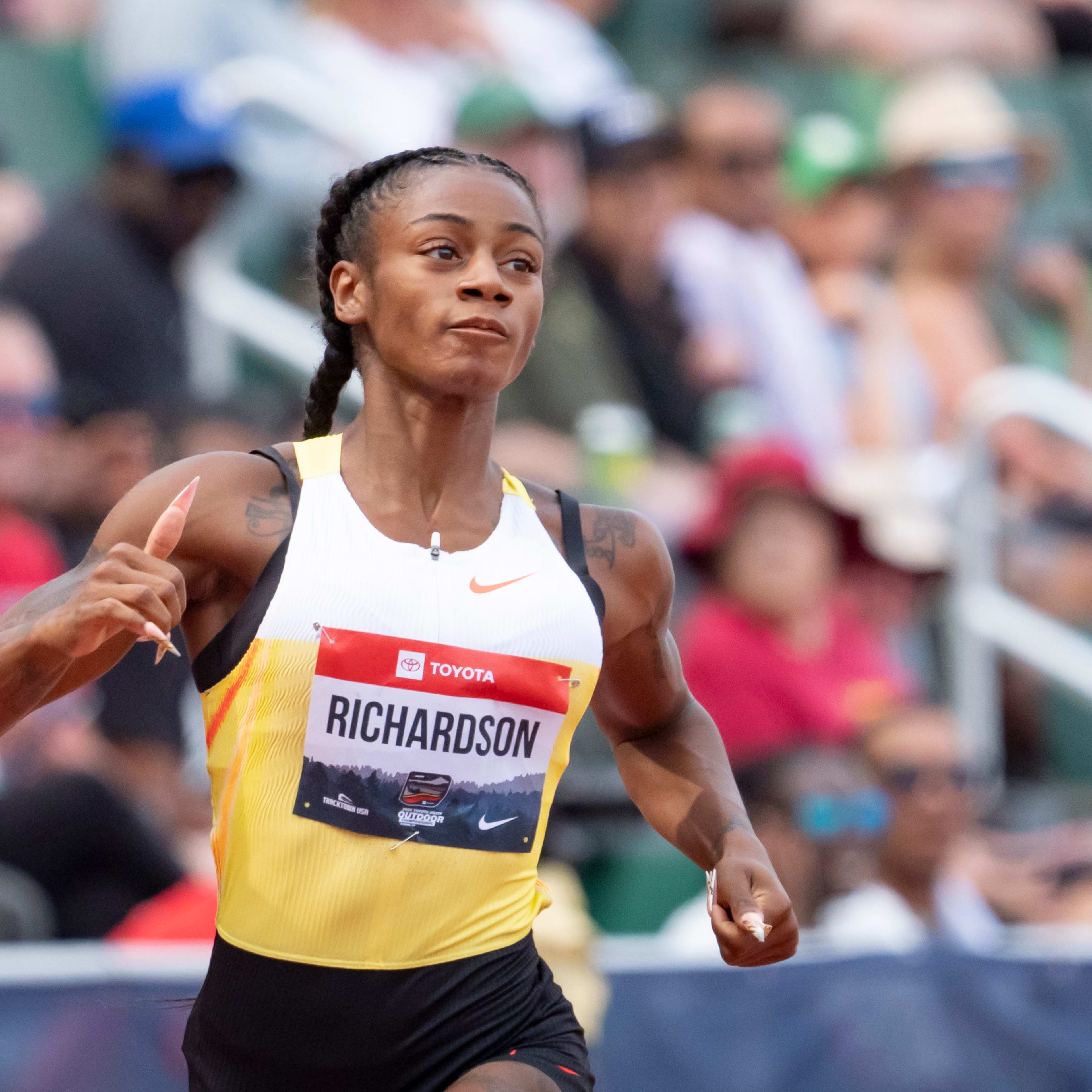 Congratulations Pouring In For Sideline Reporter Allison Williams - The ...