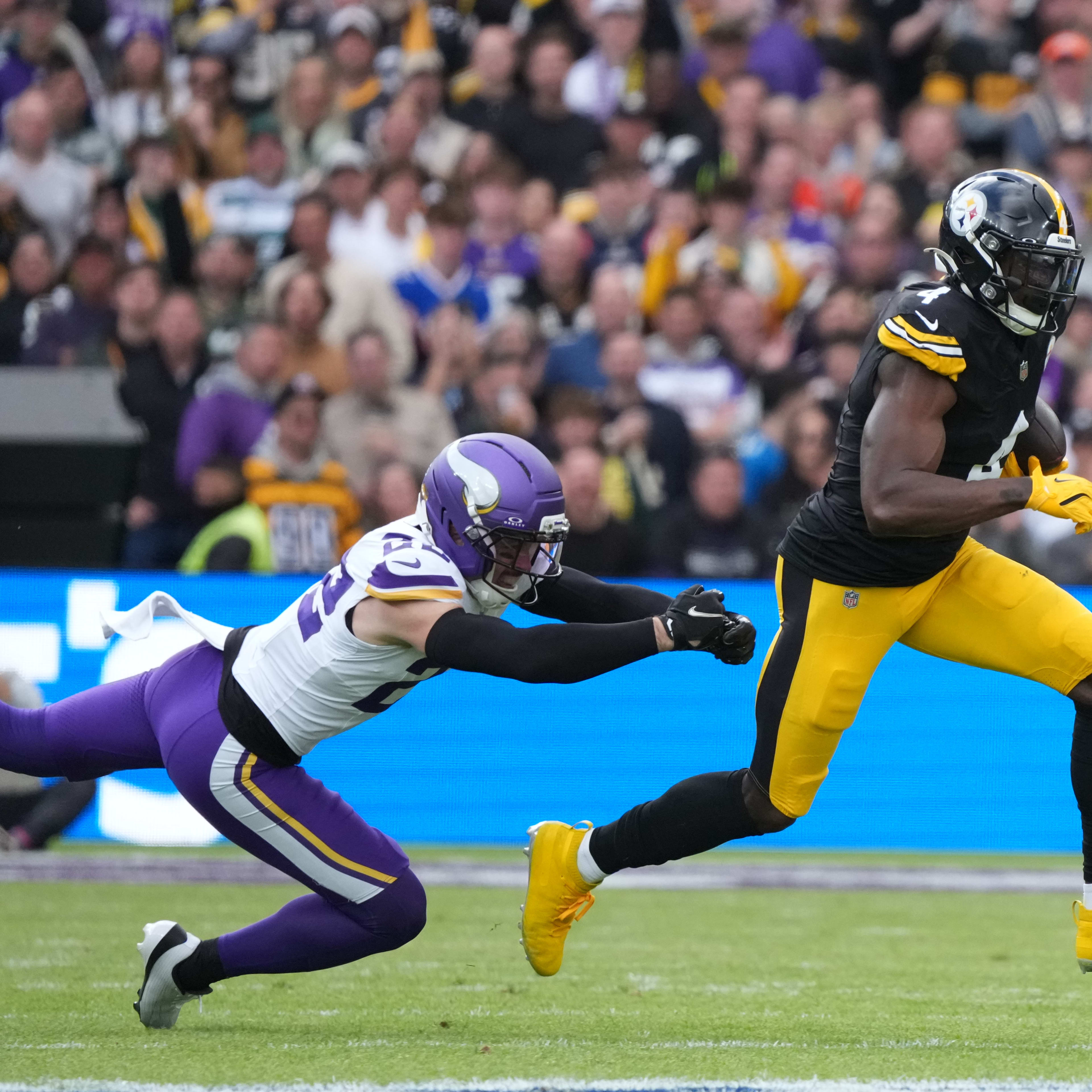 Taylor Swift Fans Accused Of 'Rigging' NFL's Pro Bowl Vote - The Spun