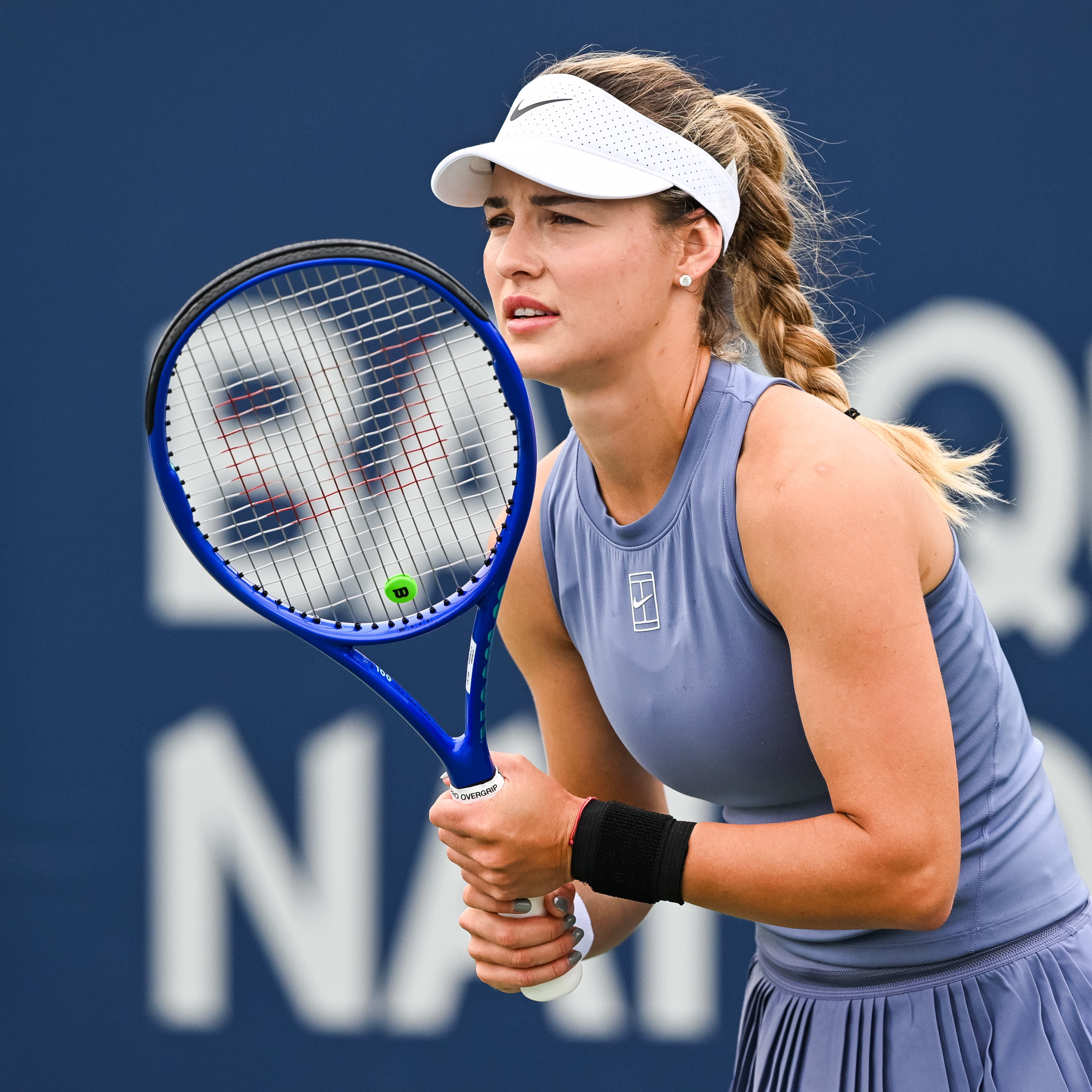'Wow' - LSU Cheerleader Has Everyone's Attention Before Week 1 - The Spun
