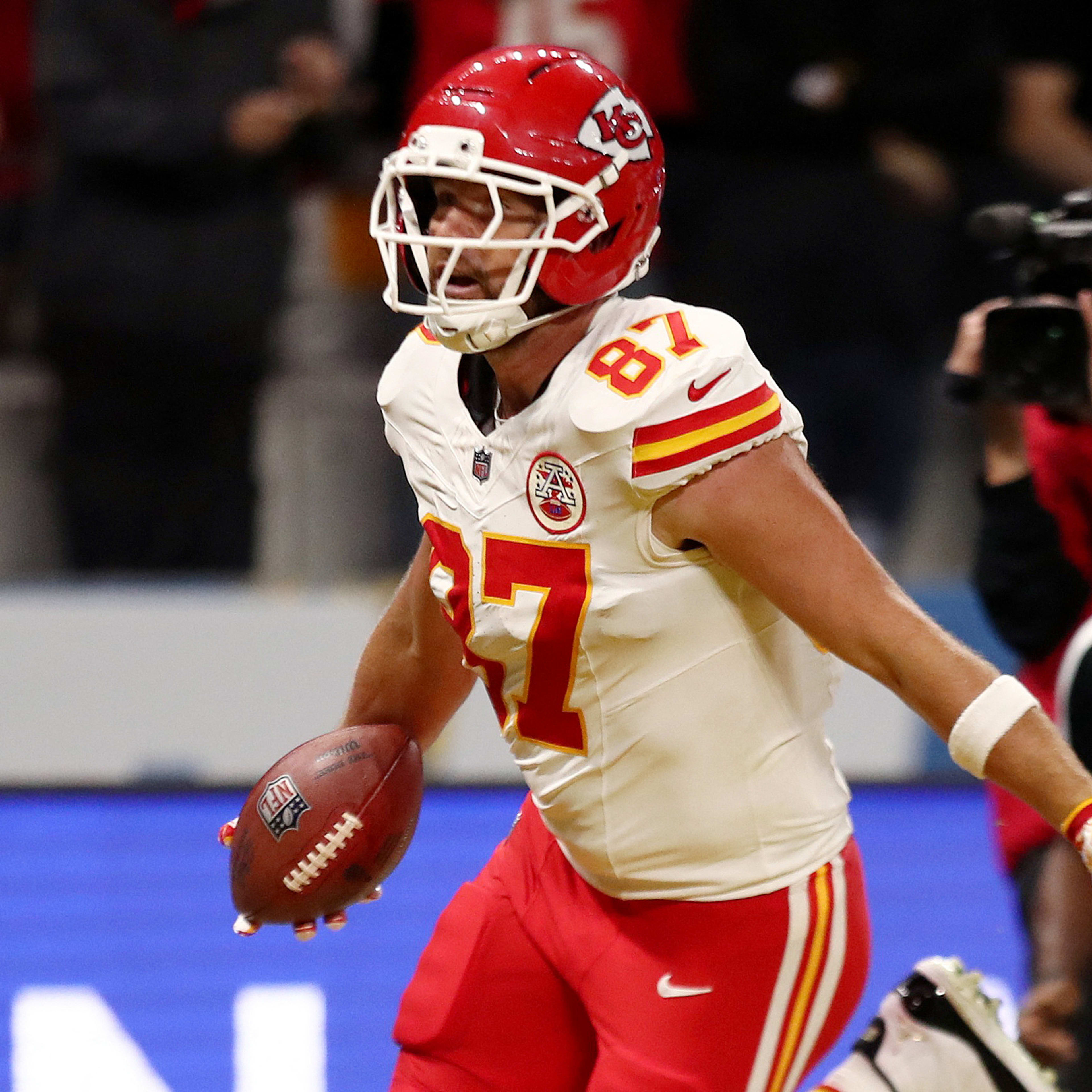 Punishment Decided For MLB Announcer Who Accidentally Said Homophobic ...