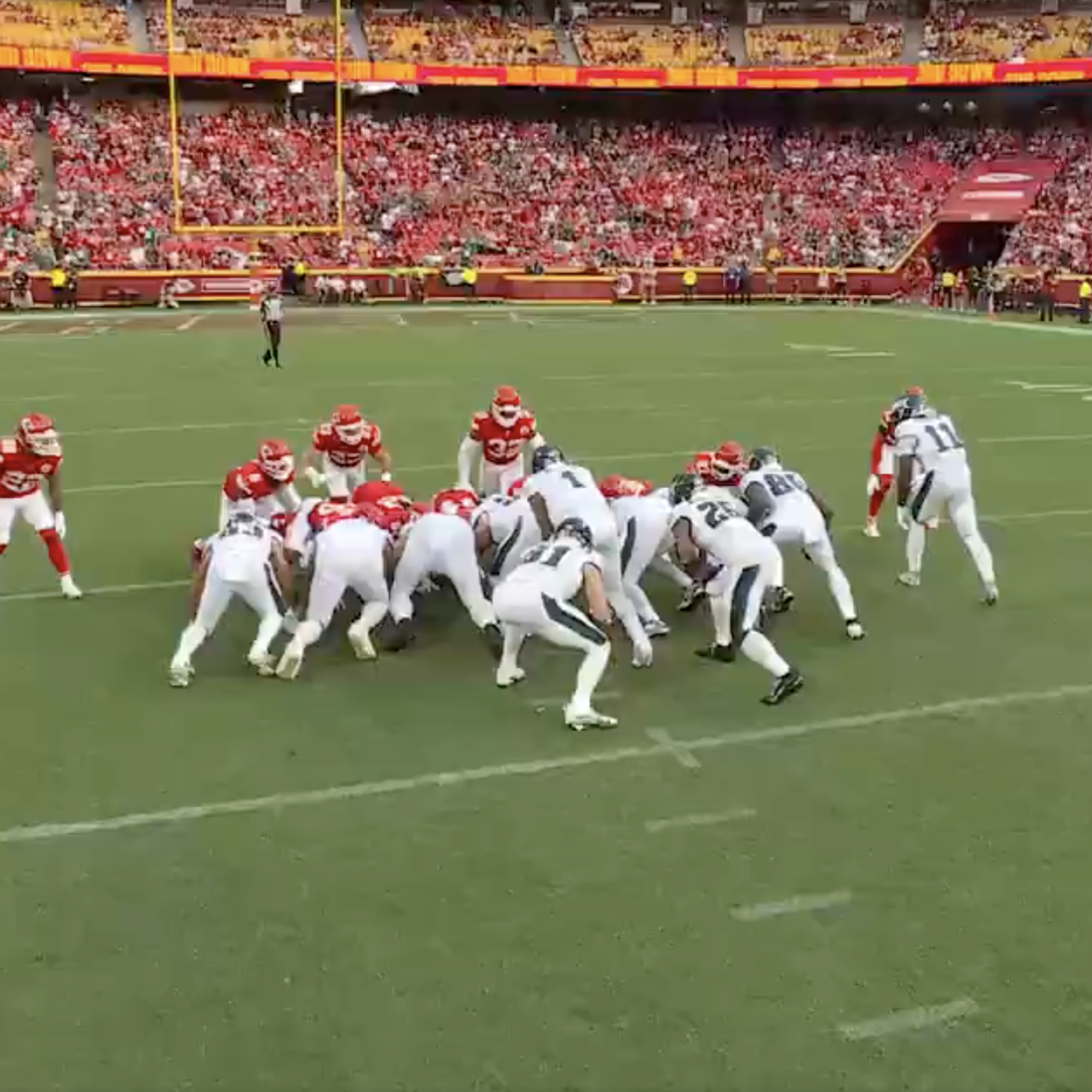 Former MLB Star Johnny Damon Is Barely Recognizable Today - The Spun