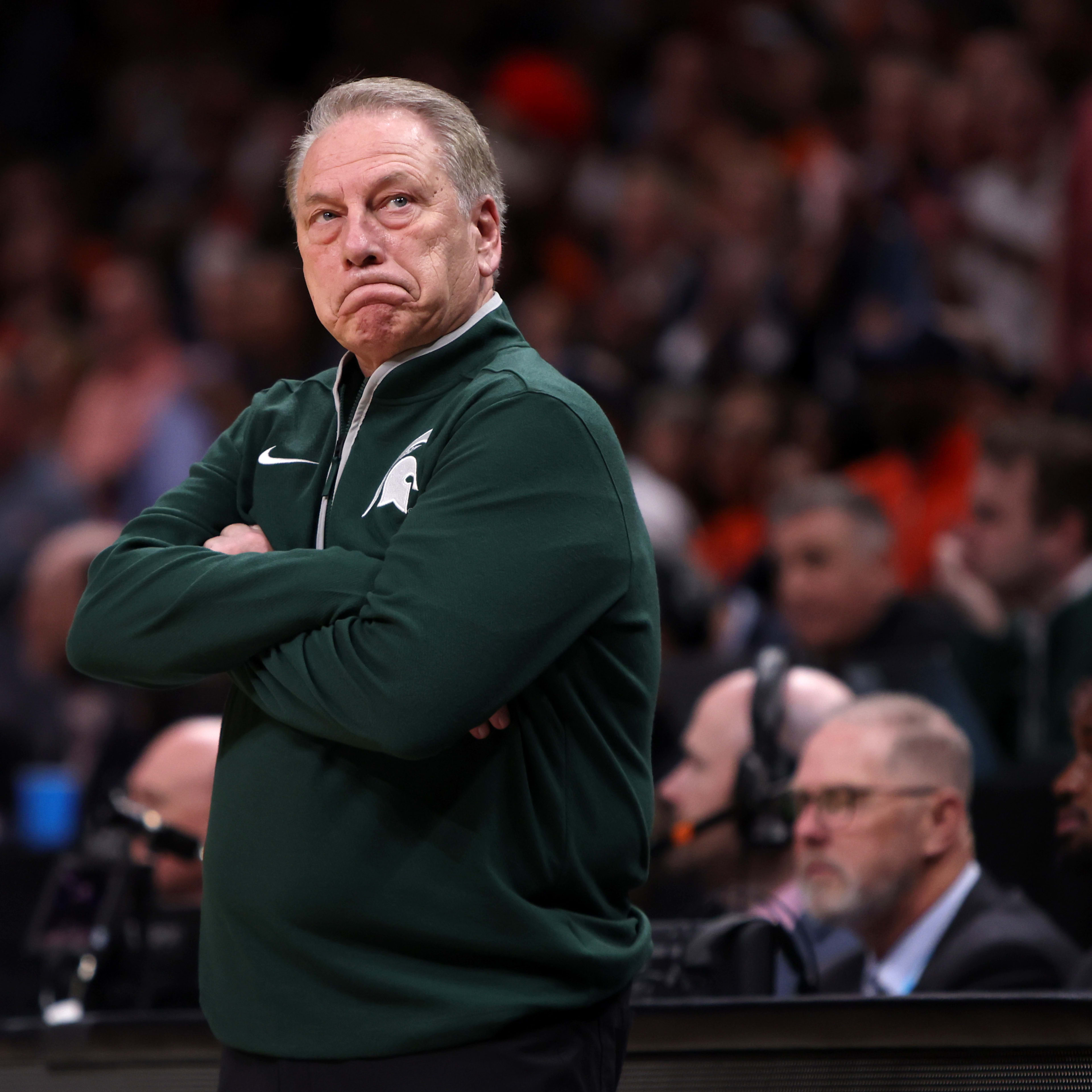 Nike Founder Phil Knight Announces Historic $2 Billion Donation - The Spun