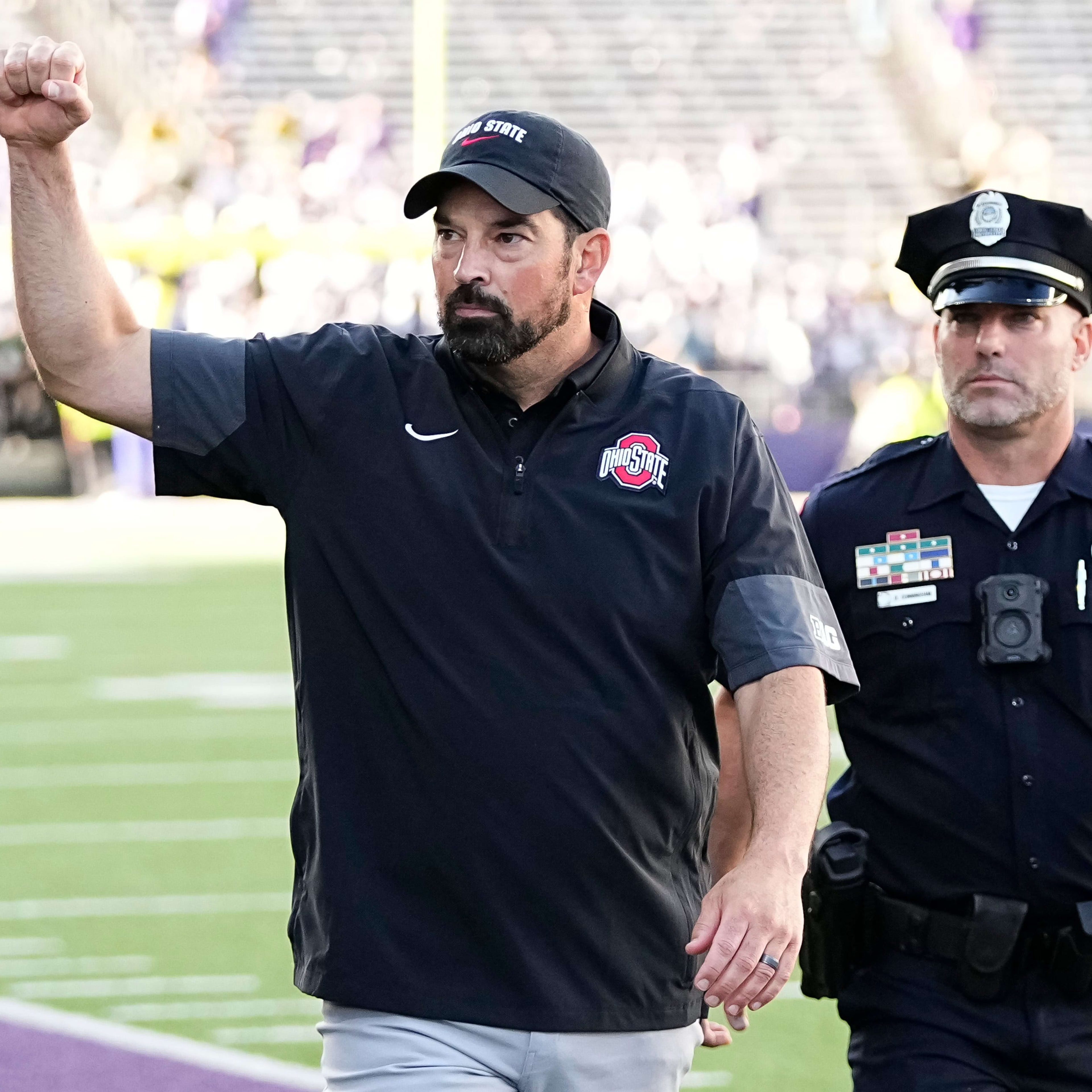 Dallas Cowboys Cheerleaders Unveil Their Official 2025 Team - The Spun