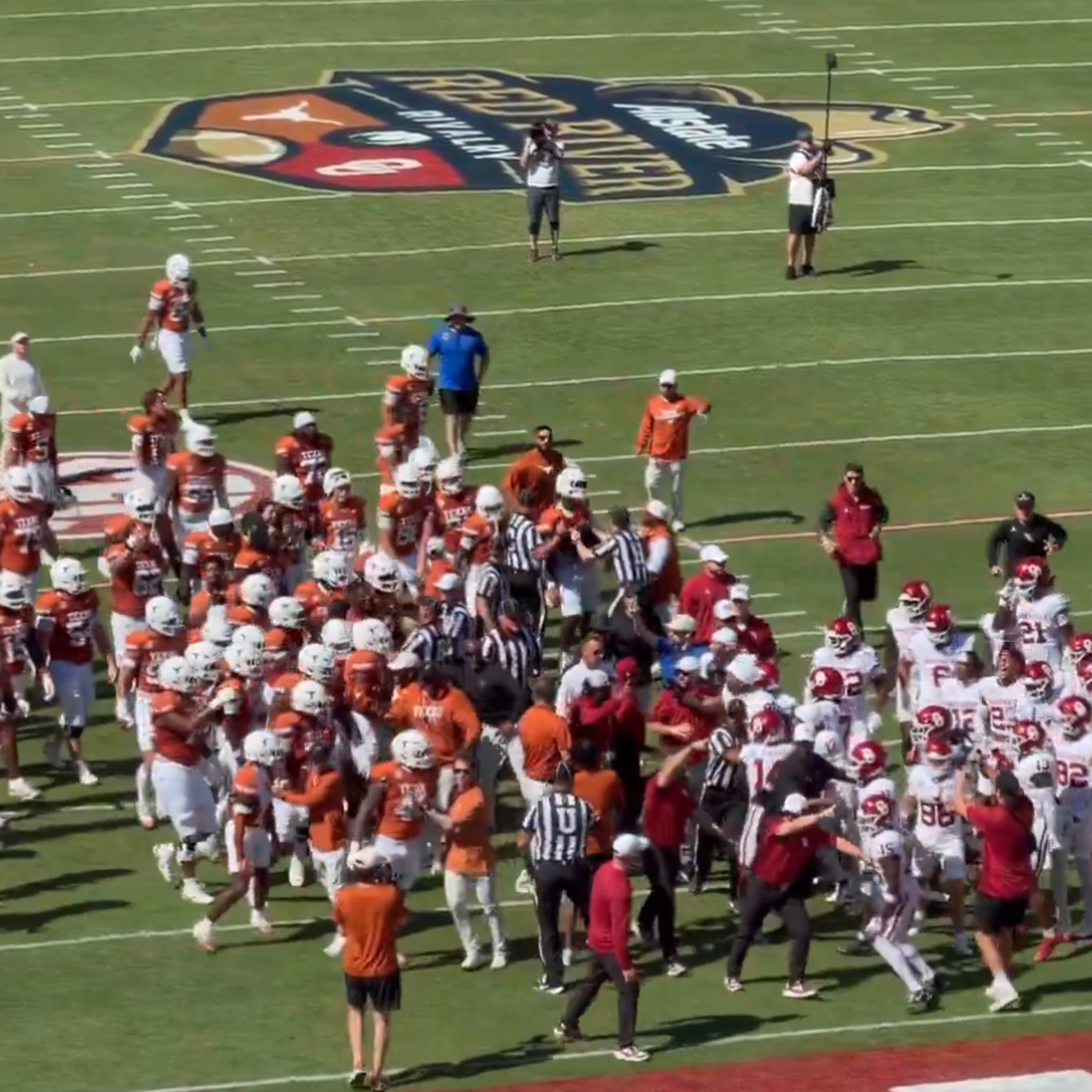 Former NFL Coach Rips Bill Belichick For Inappropriate Sideline ...