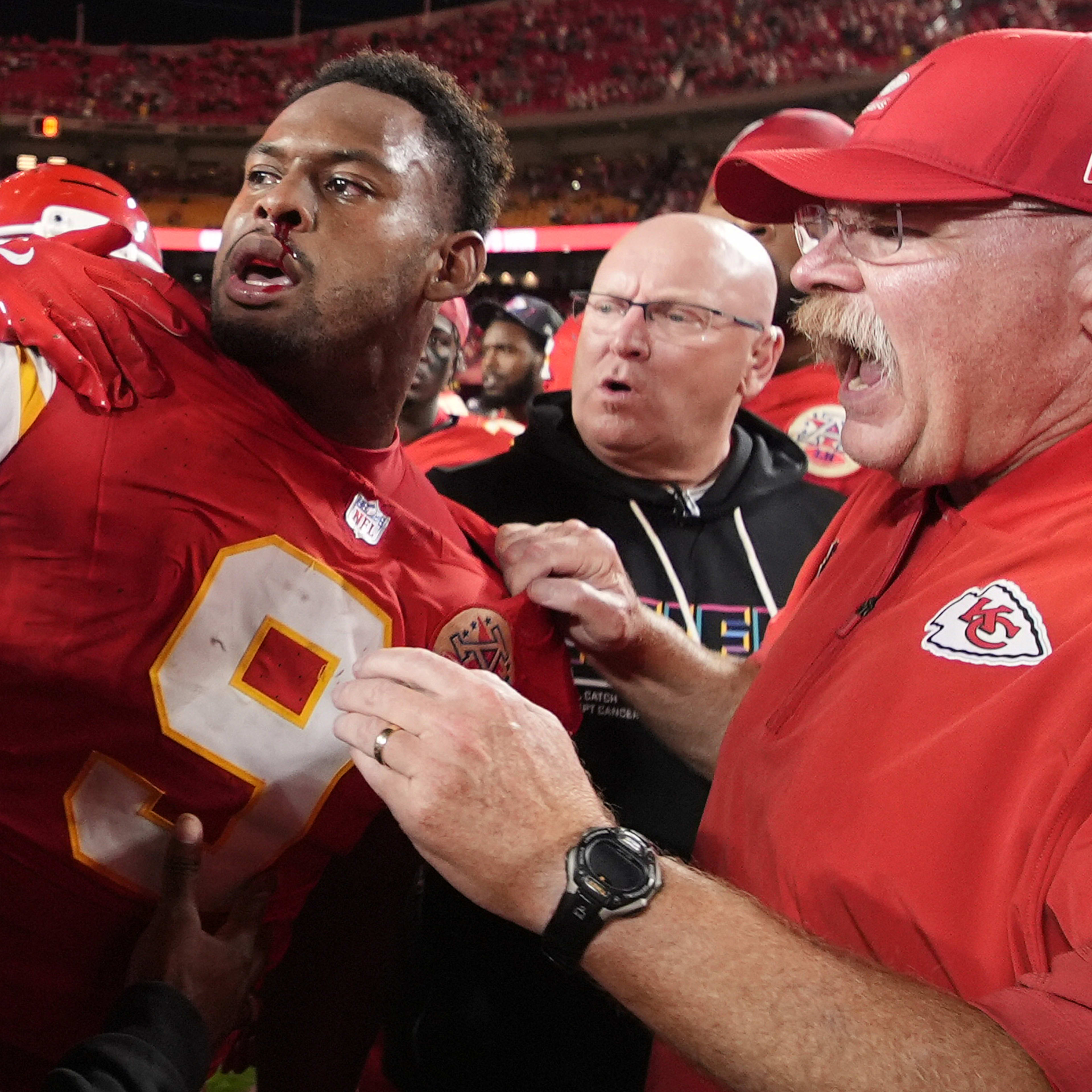 Travis Kelce Is Furious With Himself After Brutal Mistake On Sunday - The Spun