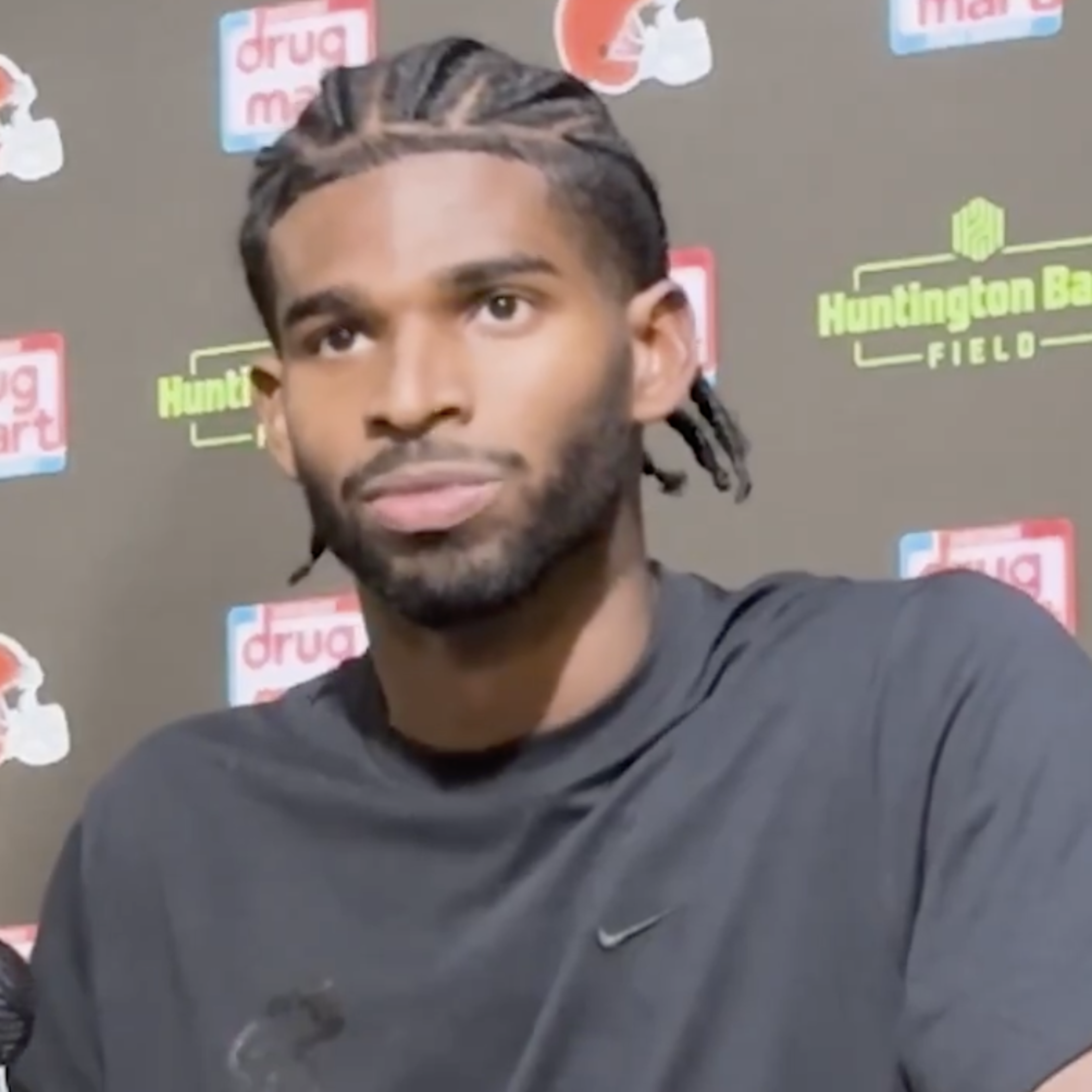 Dallas Cowboys Cheerleaders Unveil Their Official 2025 Team - The Spun