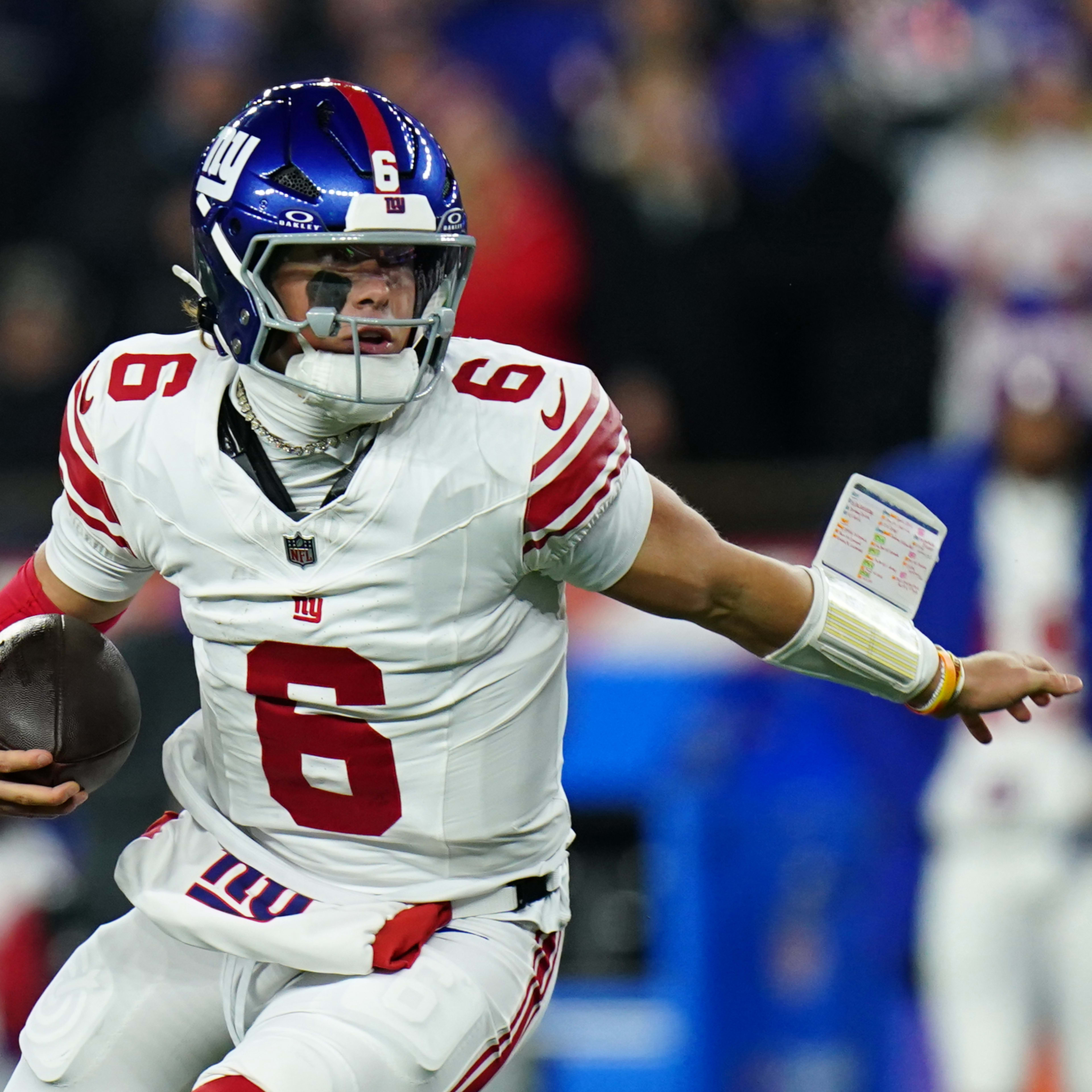 NFL Host Colleen Wolfe Turns Heads With 'Adorable' Vacation Photo - The ...