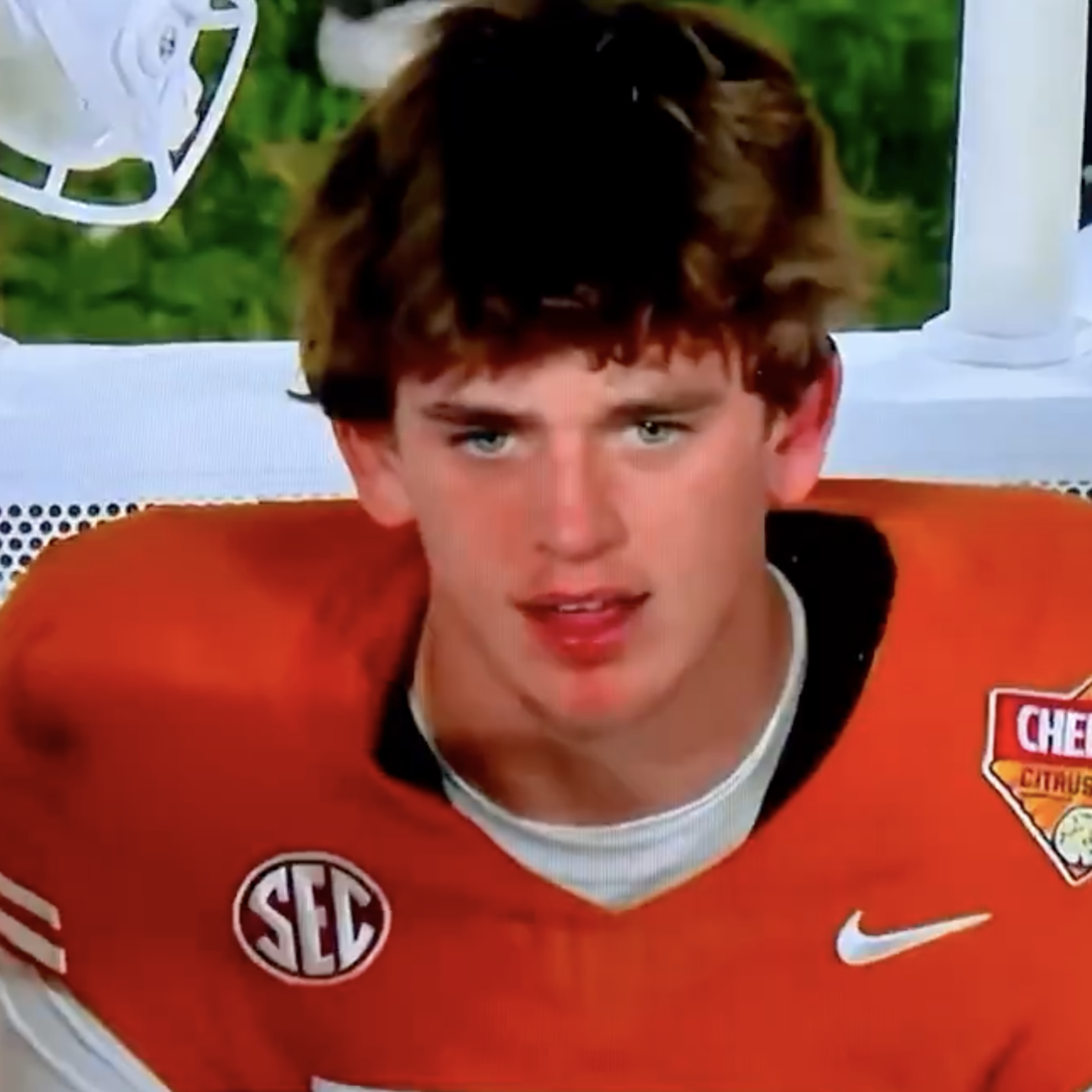 CBS's No. 1 NFL Broadcasting Crew Faces Bias Accusation - The Spun