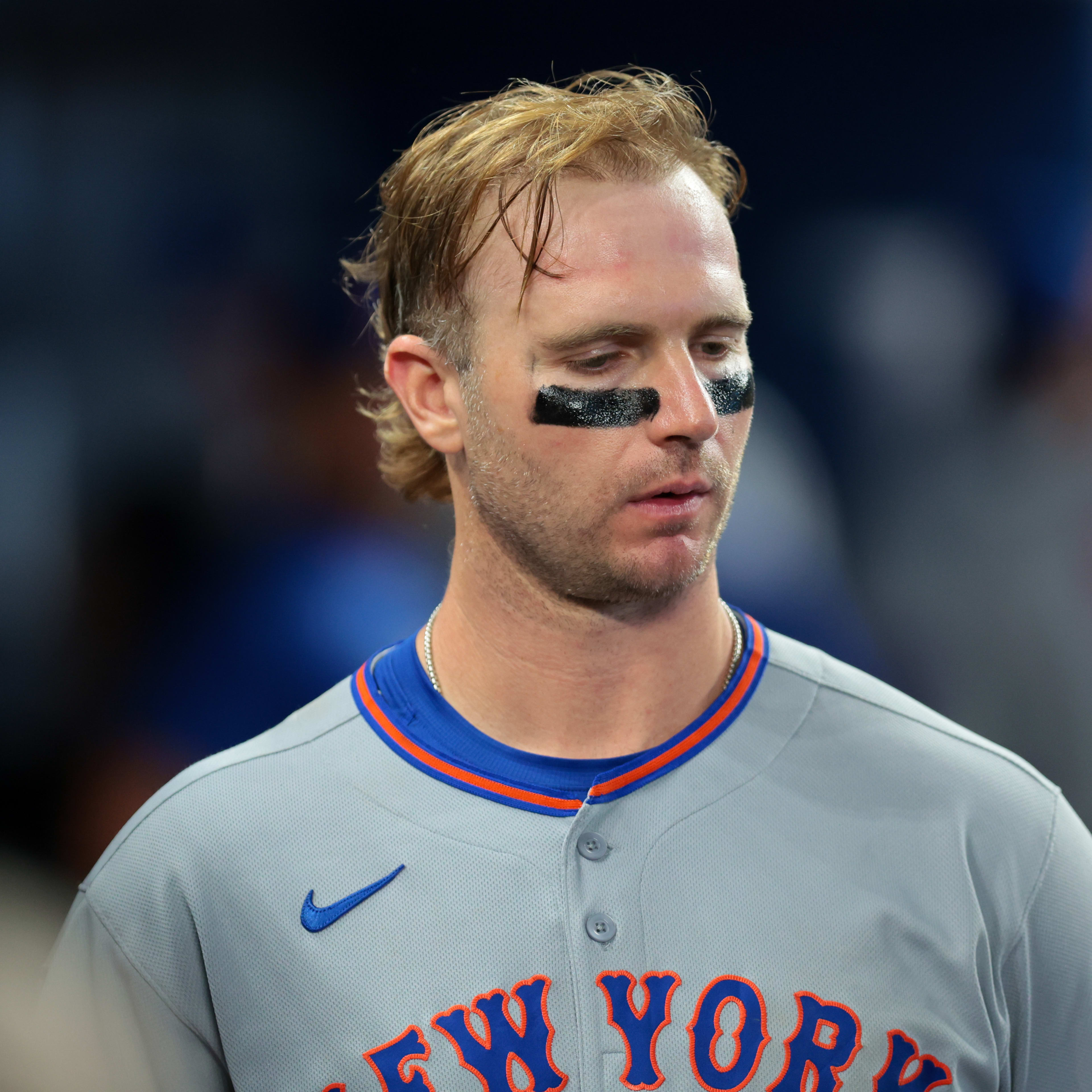 LeBron's New Nike Commercial Crowns Him The 'Forever King' - The Spun