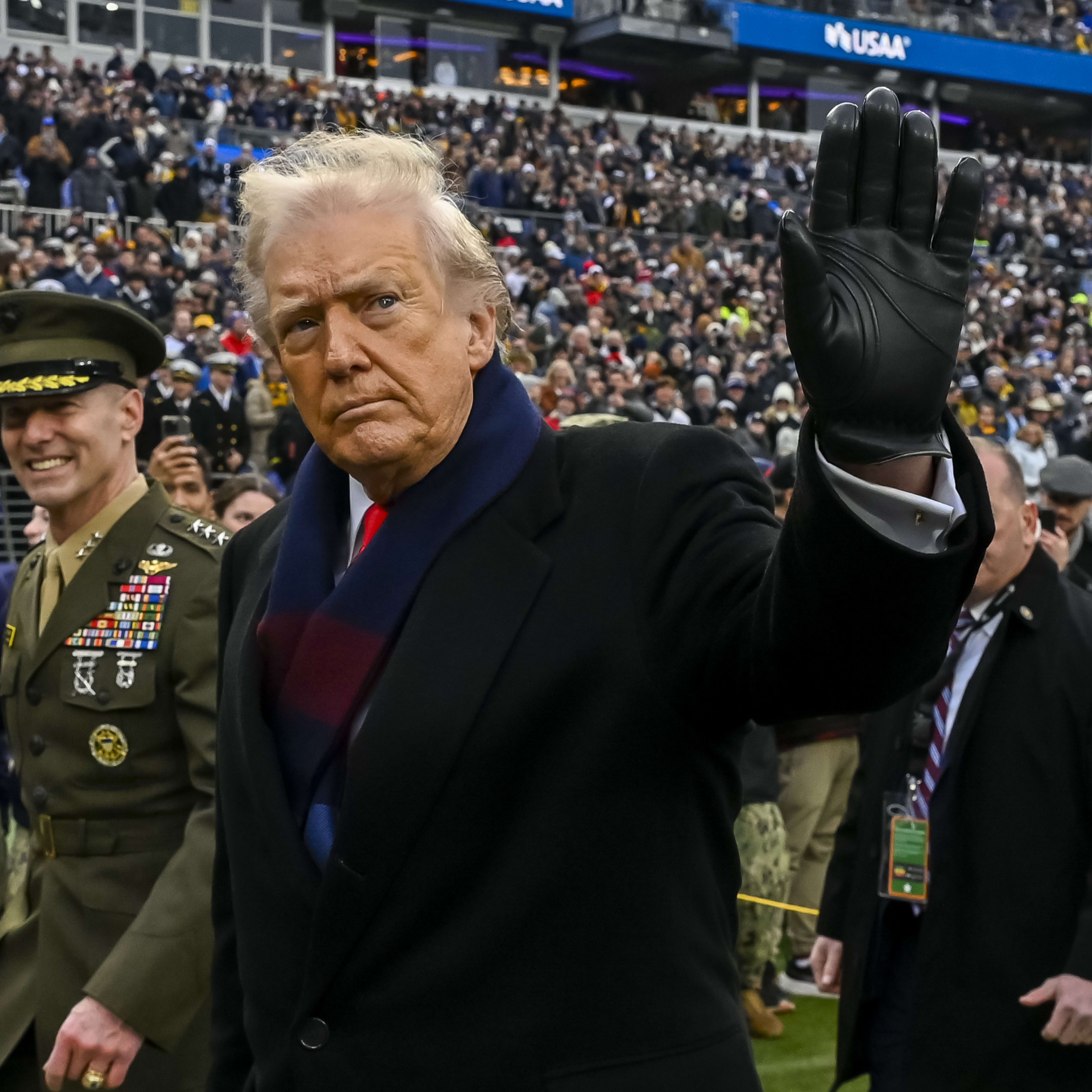Army-Navy Crowd Made It Clear How They Feel About President Trump - The ...