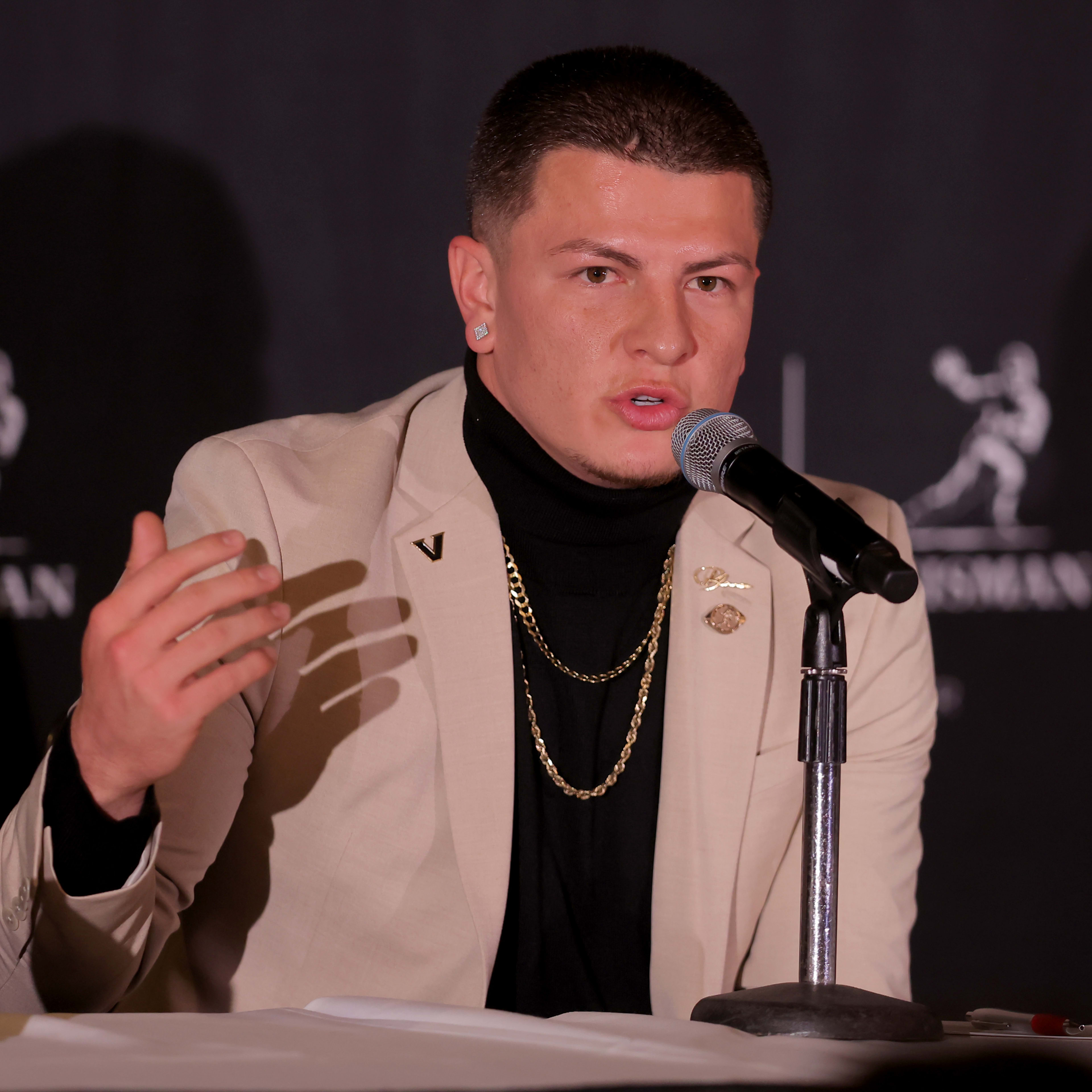 Tom Brady's Ex-Wife Gisele Bundchen Gives Birth To 1st Child With New ...