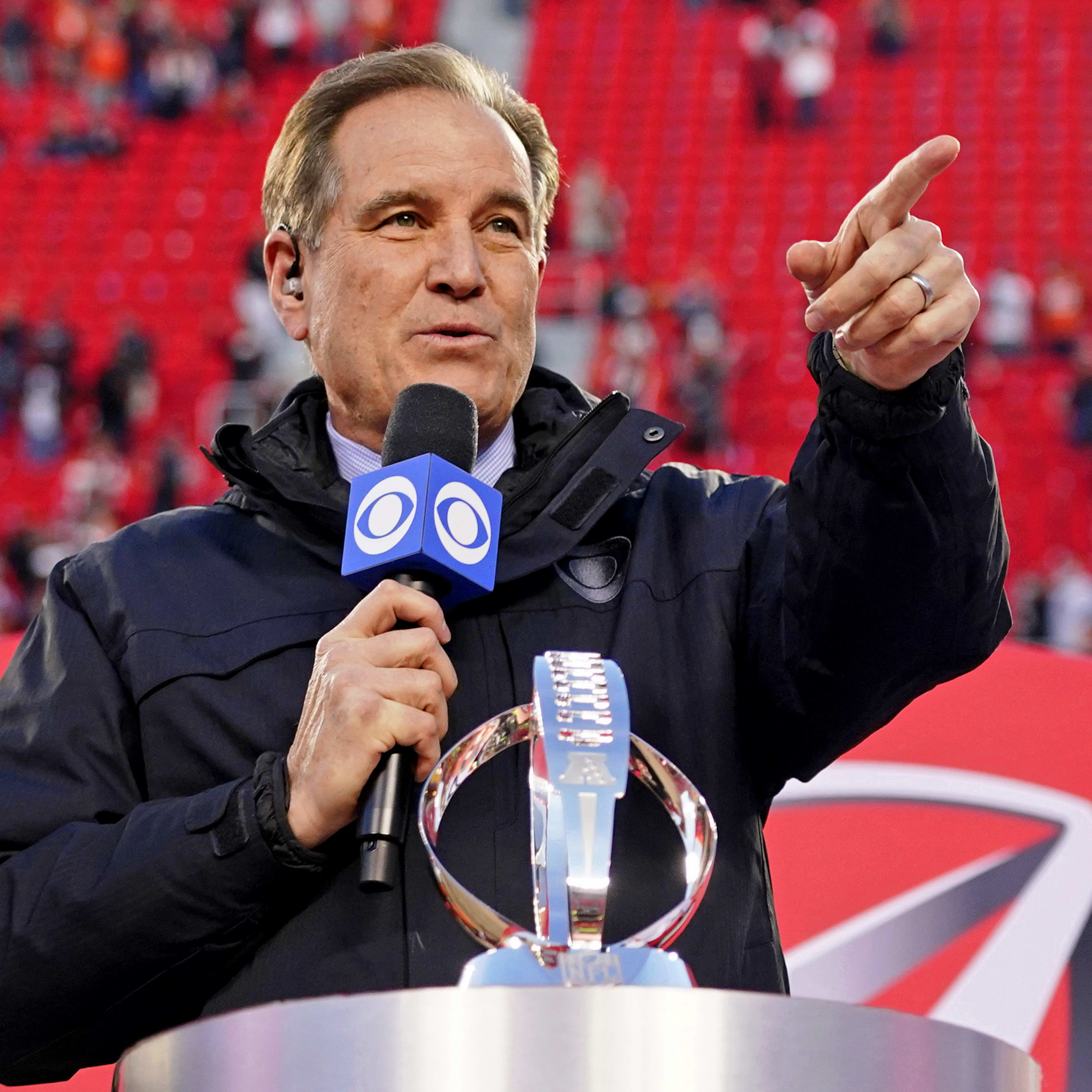 NFL Fans 'Outraged' By Empire State Building's Appearance - The Spun