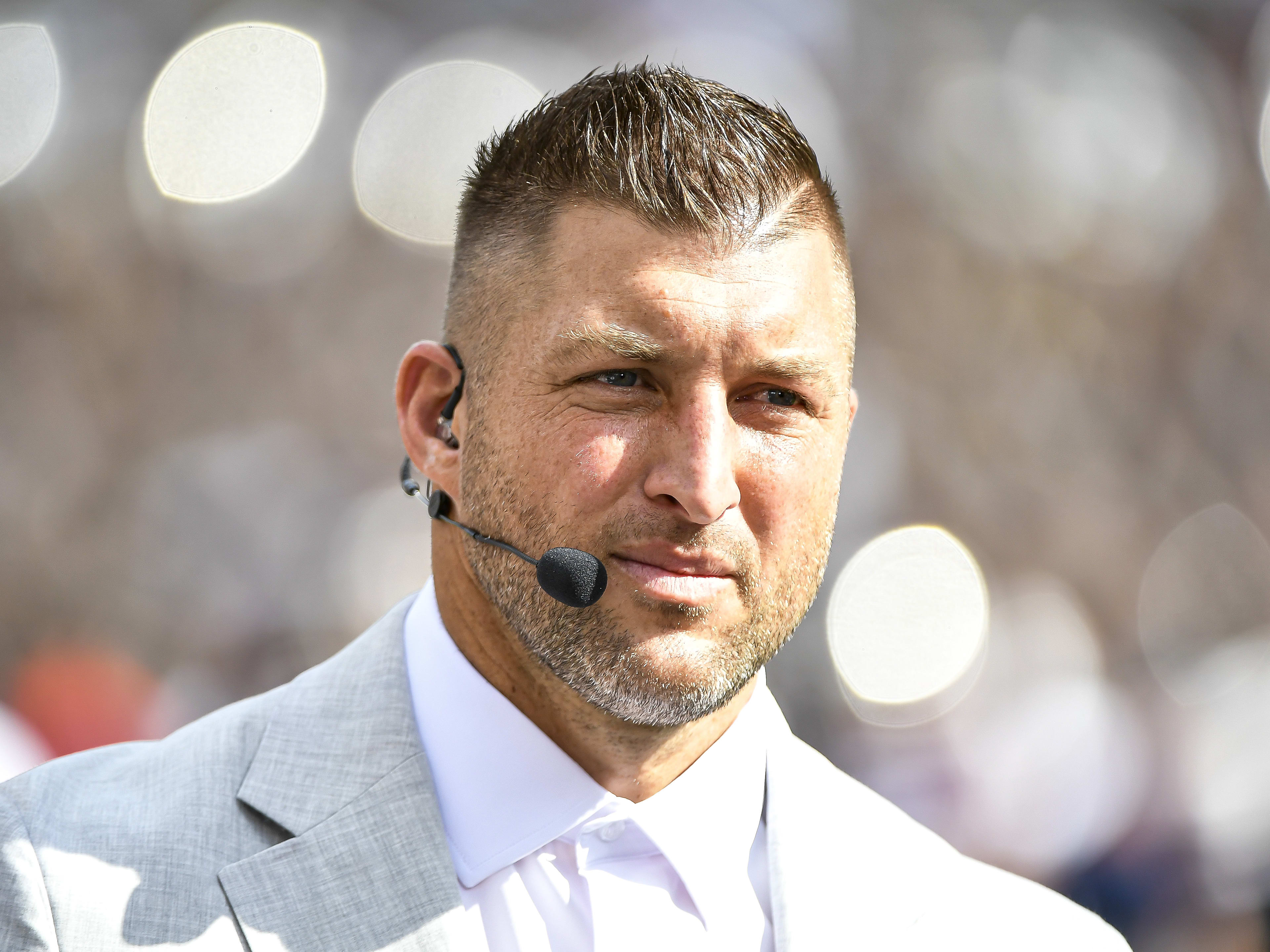 Tony Romo Takes Clear Side In The No. 1 Jerry Jones Debate - The Spun