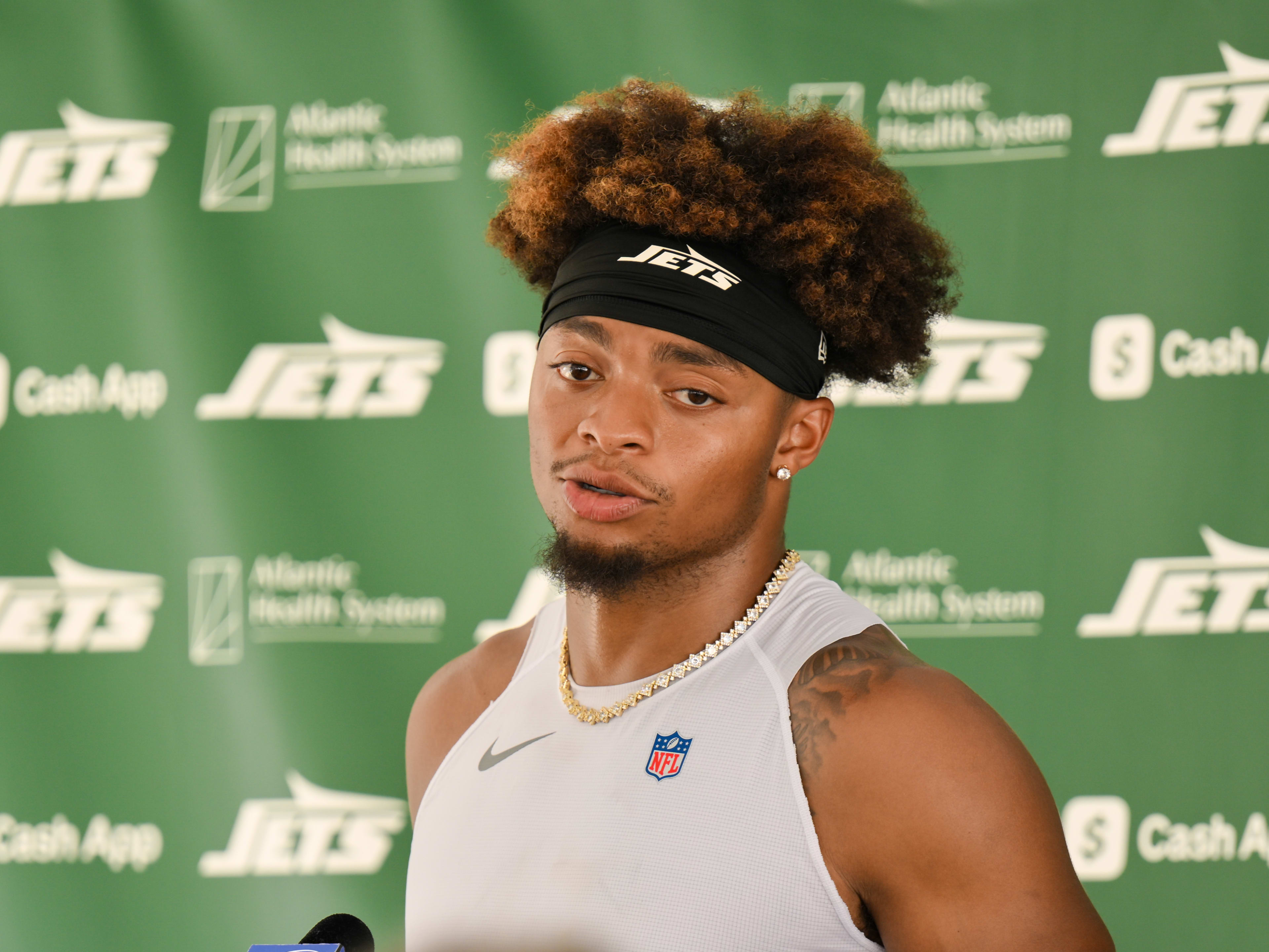 Jets Announce Justin Fields' Status For Week 3 vs. Buccaneers - The Spun