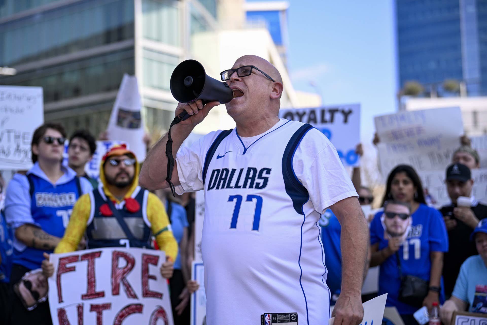 Dallas Mavericks - The Spun