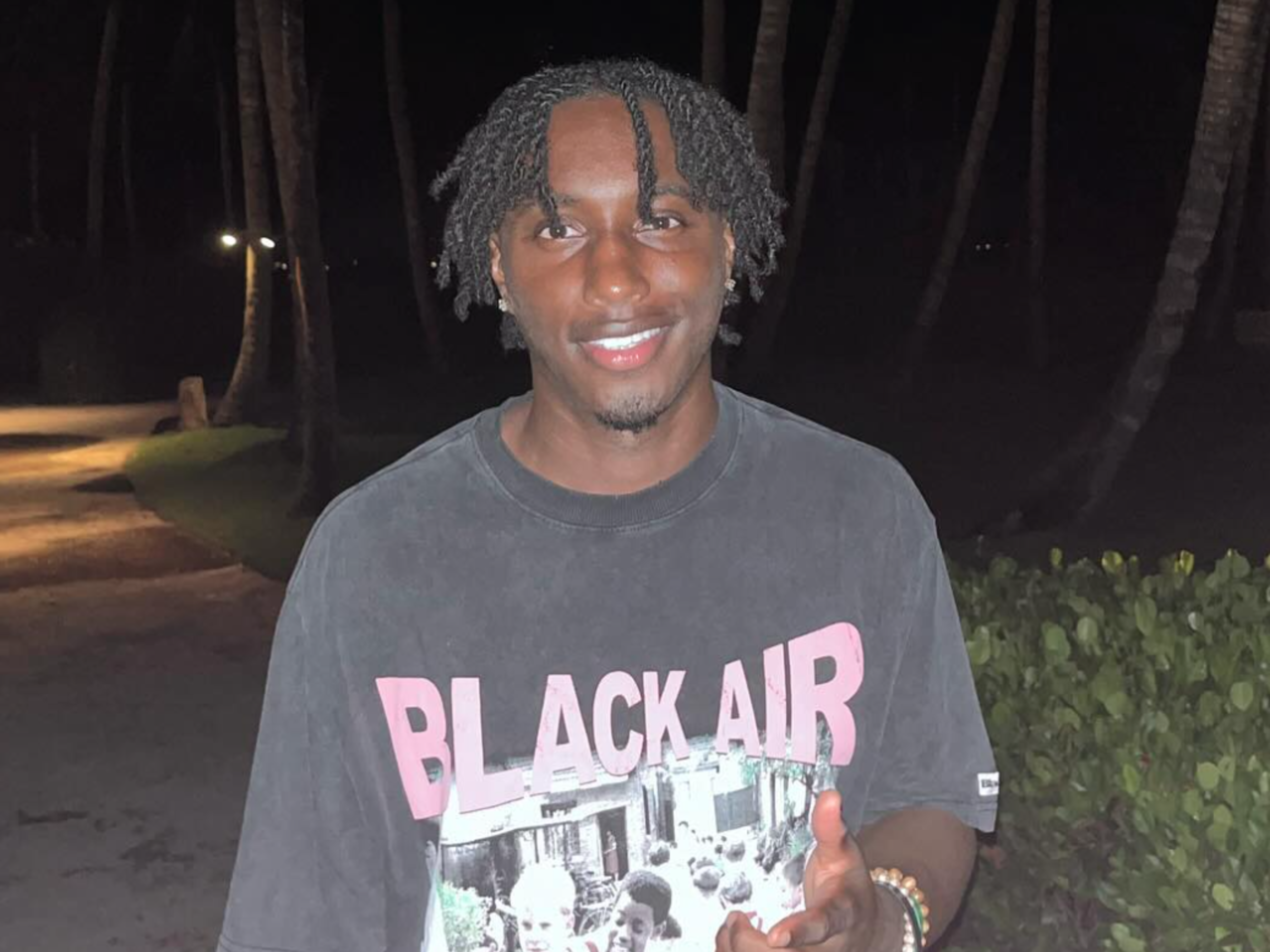 Soccer News, Player Buzz, Transfers & Match Highlights - The Spun