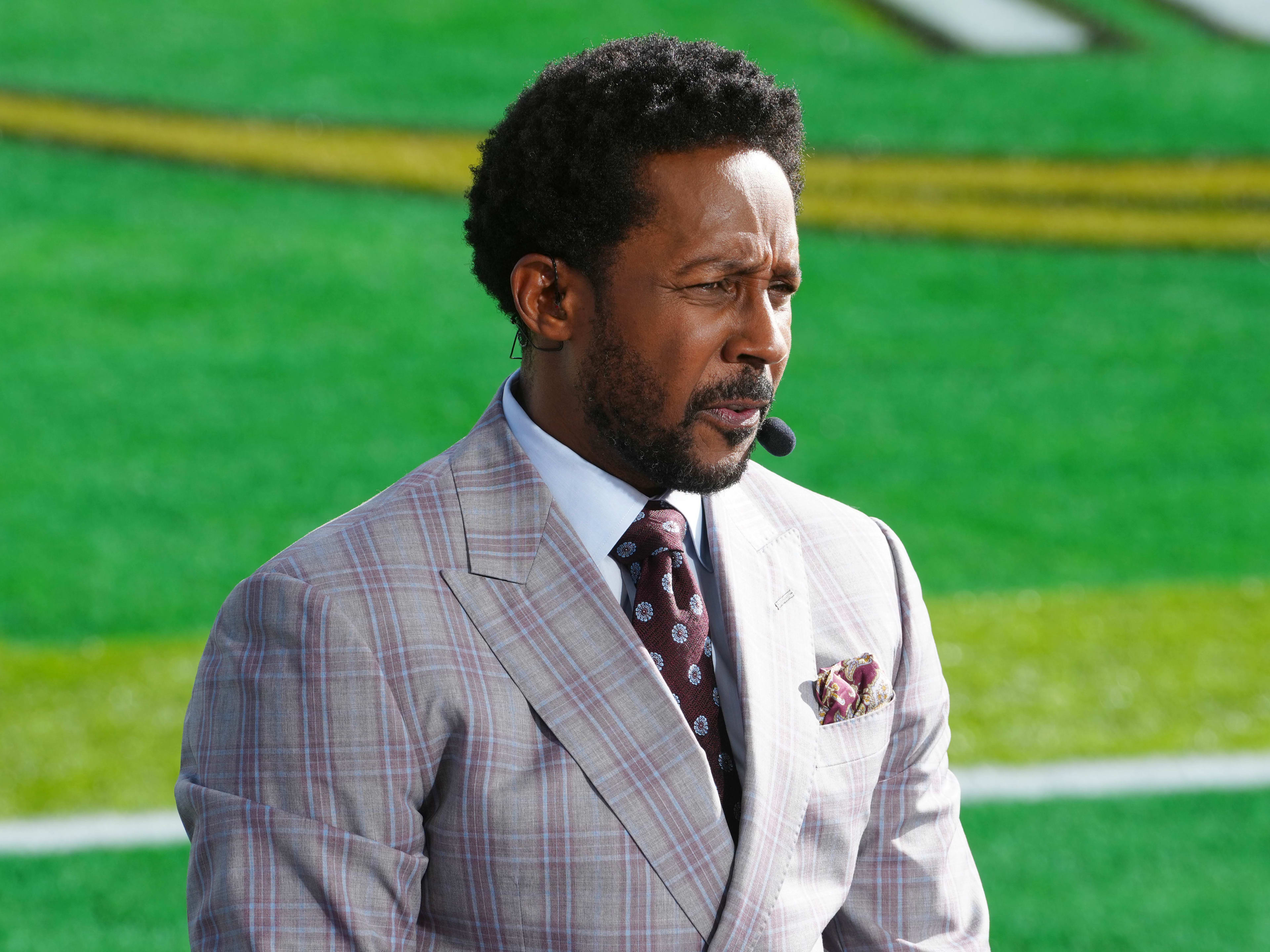 'Wow' - Swimsuit Photo Of 68-Year-Old Model Goes Viral - The Spun