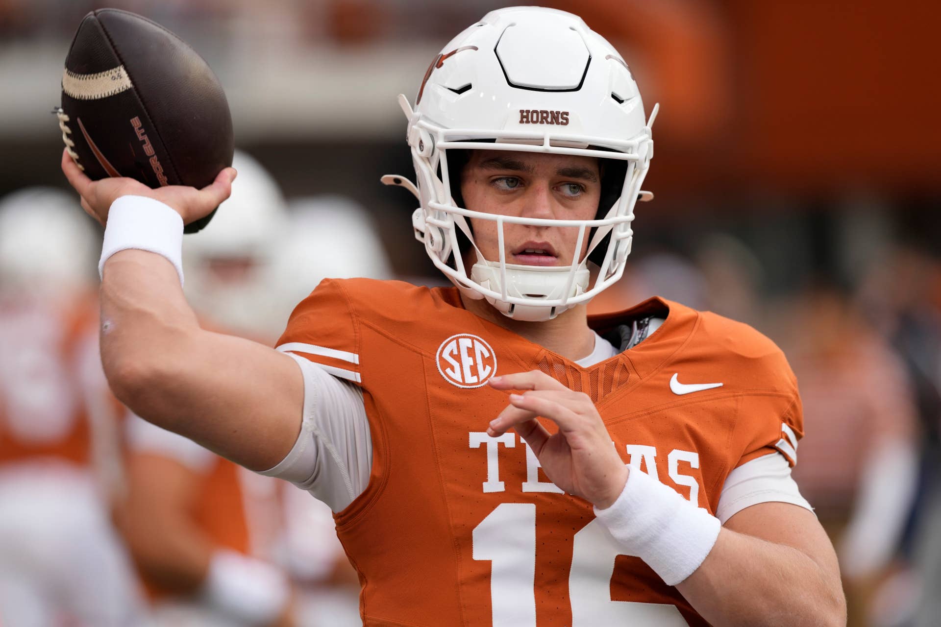 Arch Manning's Roommate Has Entered The Transfer Portal - The Spun