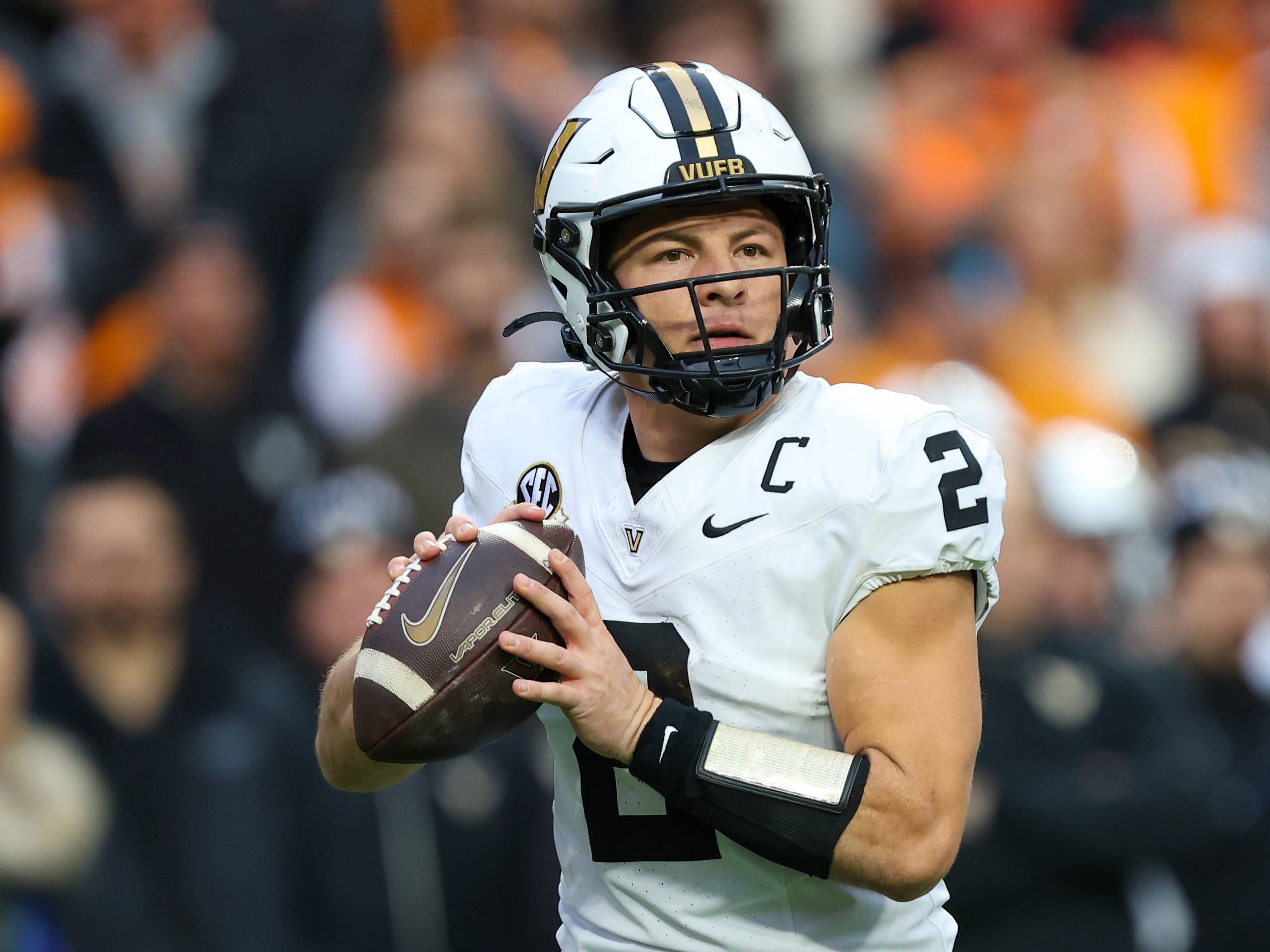 Former NFL Star Quarterback Sends Warning To Diego Pavia - The Spun