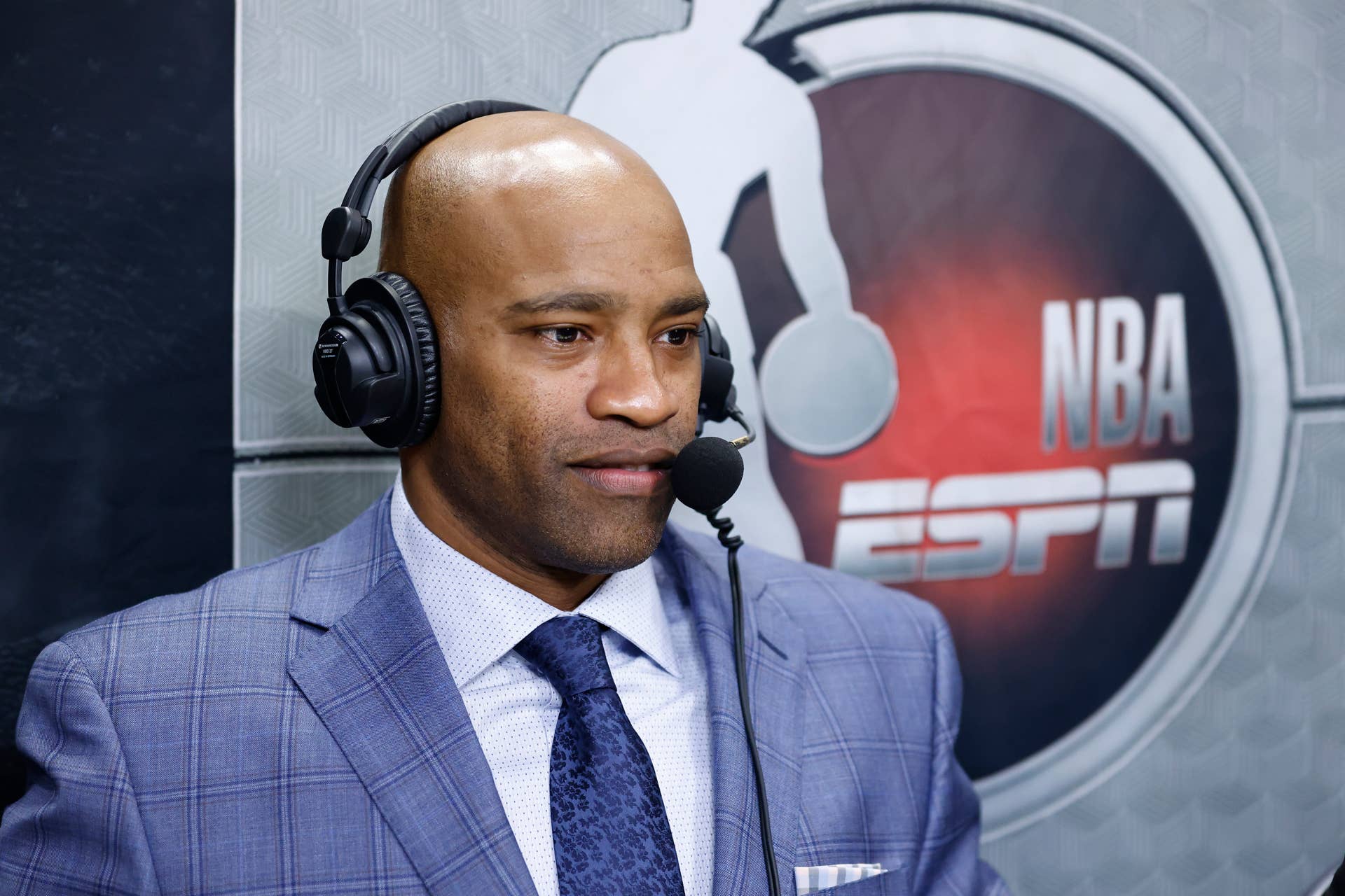 Vince Carter Has Message For Everyone After Buying Into NFL Franchise ...