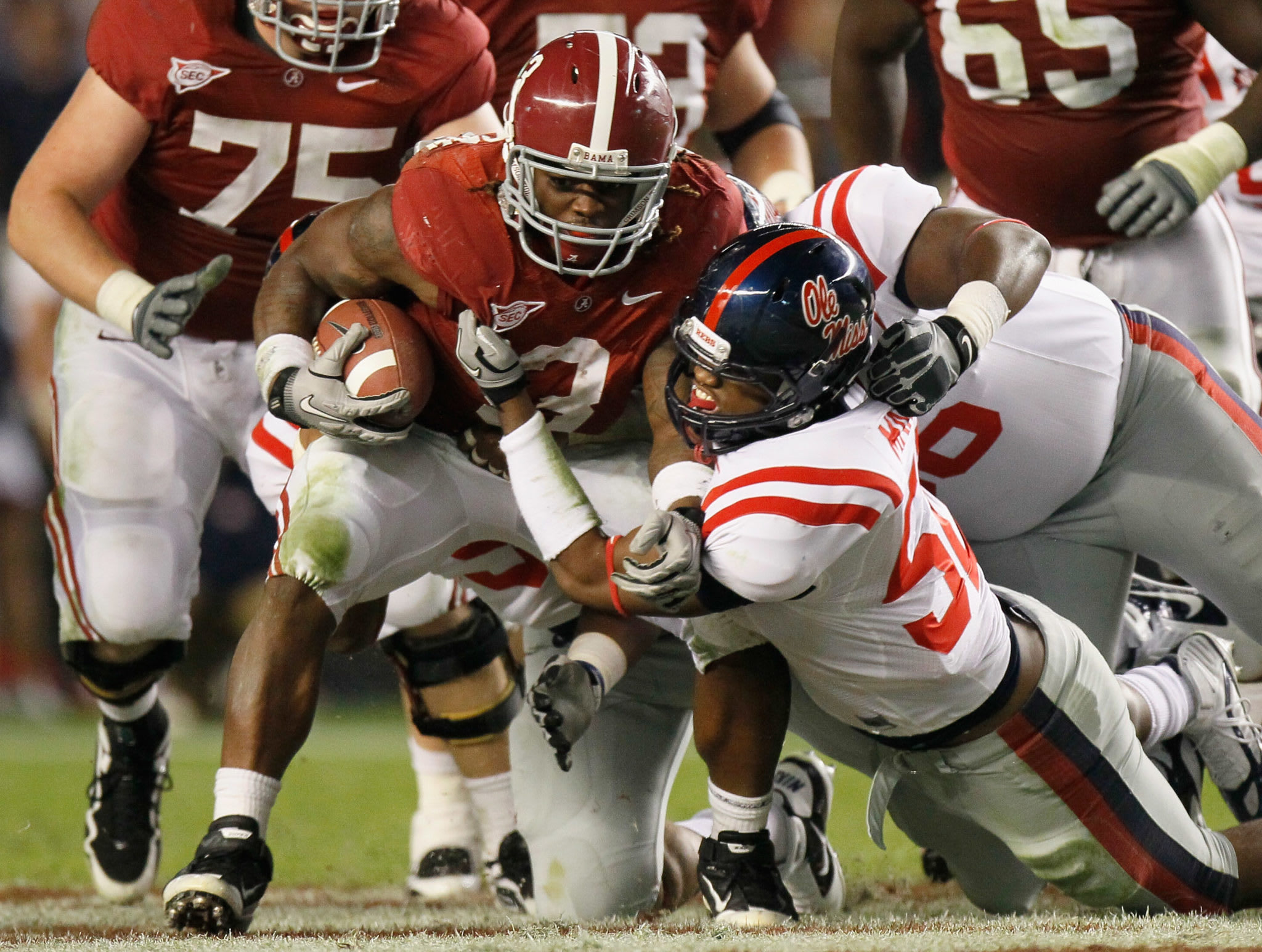Former Alabama Star Trent Richardson Lands Coaching Job - The Spun