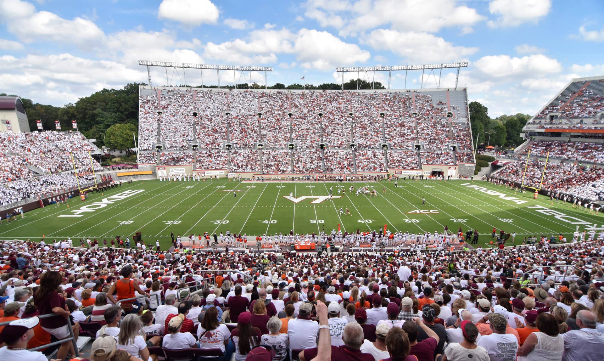 ACC Football Team's Ticket Prices Plummet Before Saturday's Game - The Spun