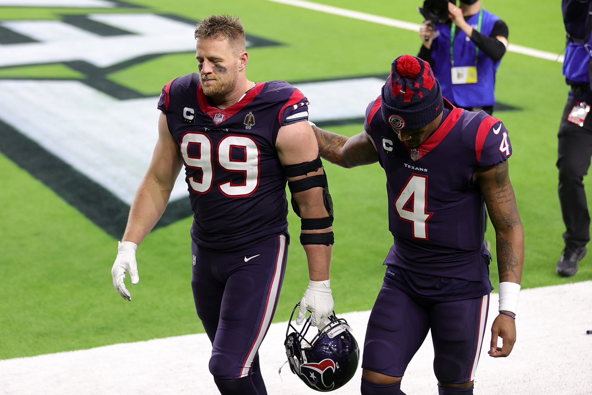 There Are 2 Early Favorites For JJ Watt's Next Team - The Spun