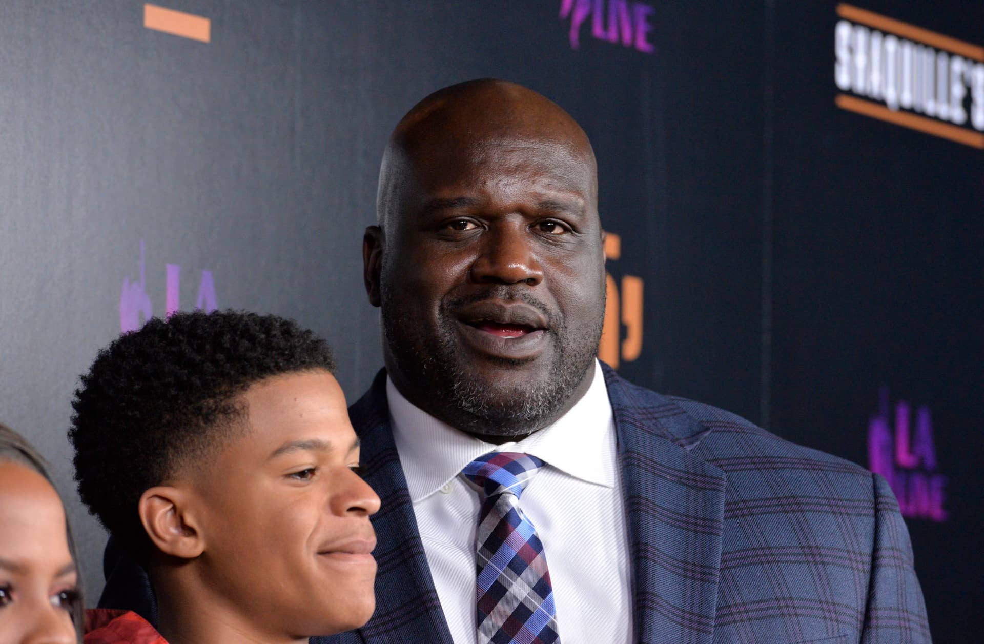Look: Shaq's 50th Birthday Present Is Going Viral - The Spun