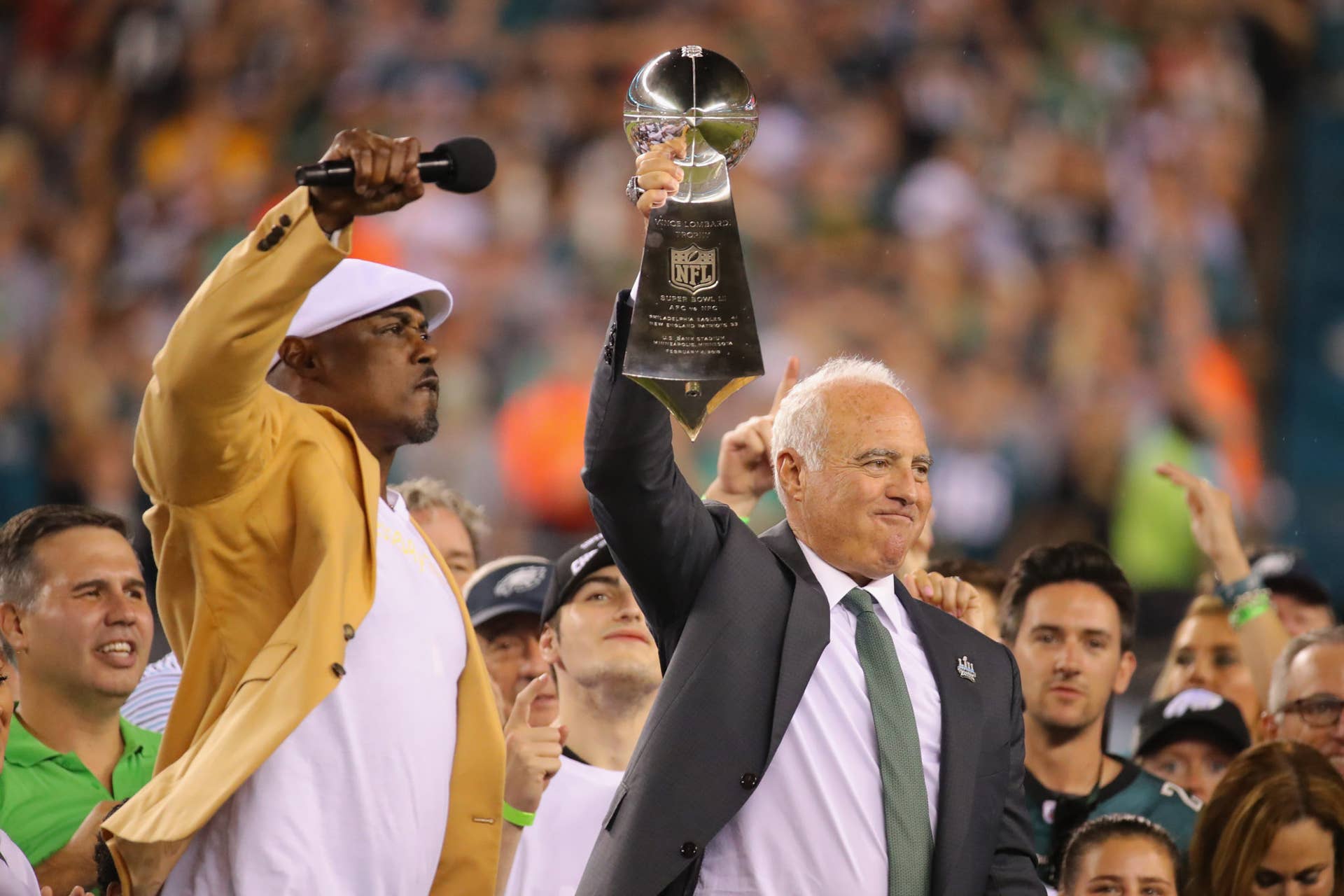 NFL Owner Announces $50 Million Donation For Autism Research - The Spun