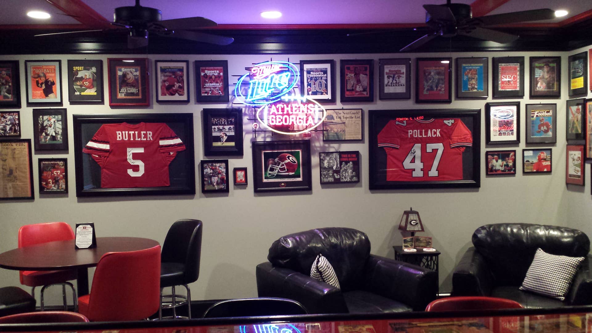 Photos: Georgia Fan Has One Of The Most Amazing Man Caves We've Ever ...