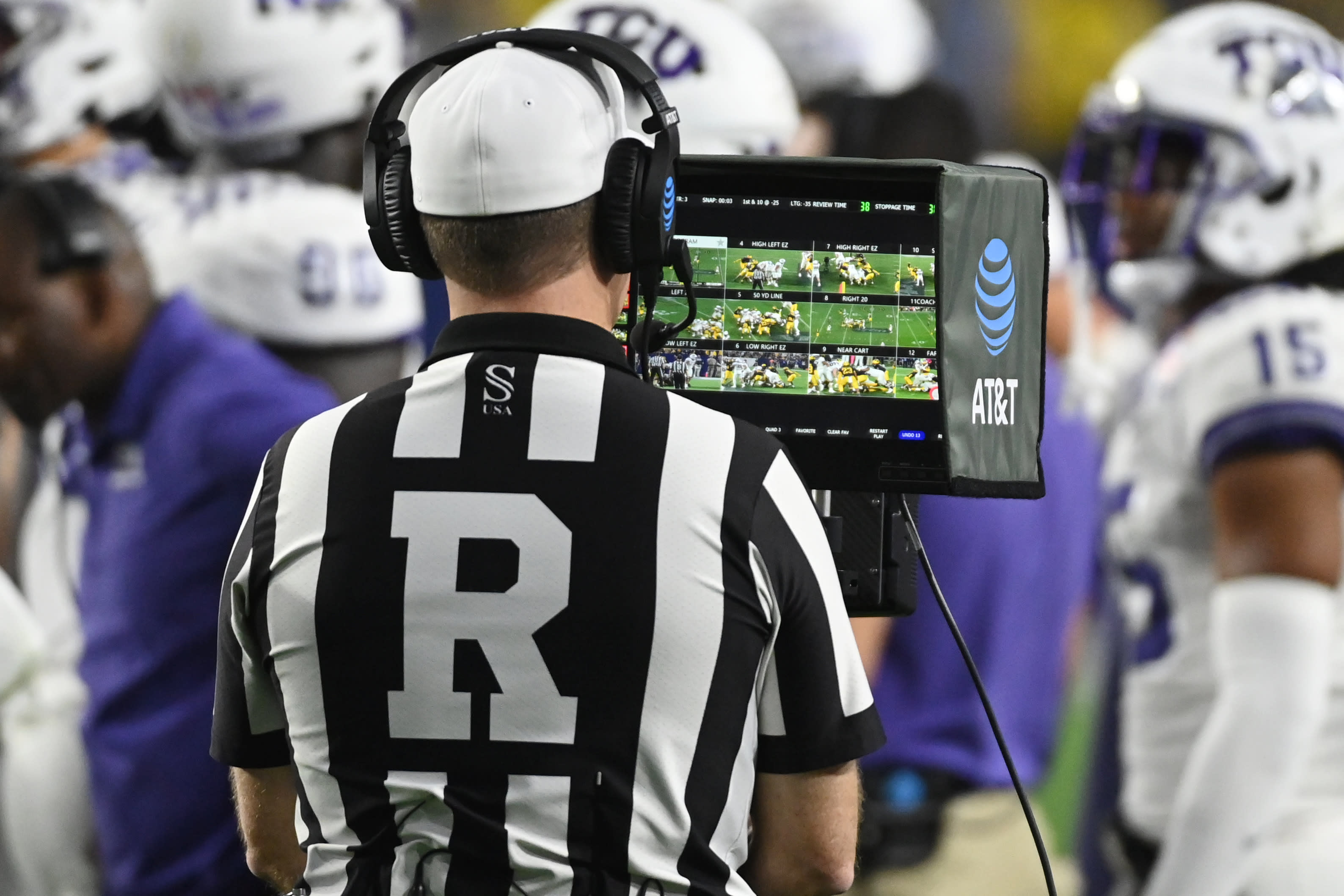 Look: Football World Wants College Referee To Be Fired - The Spun
