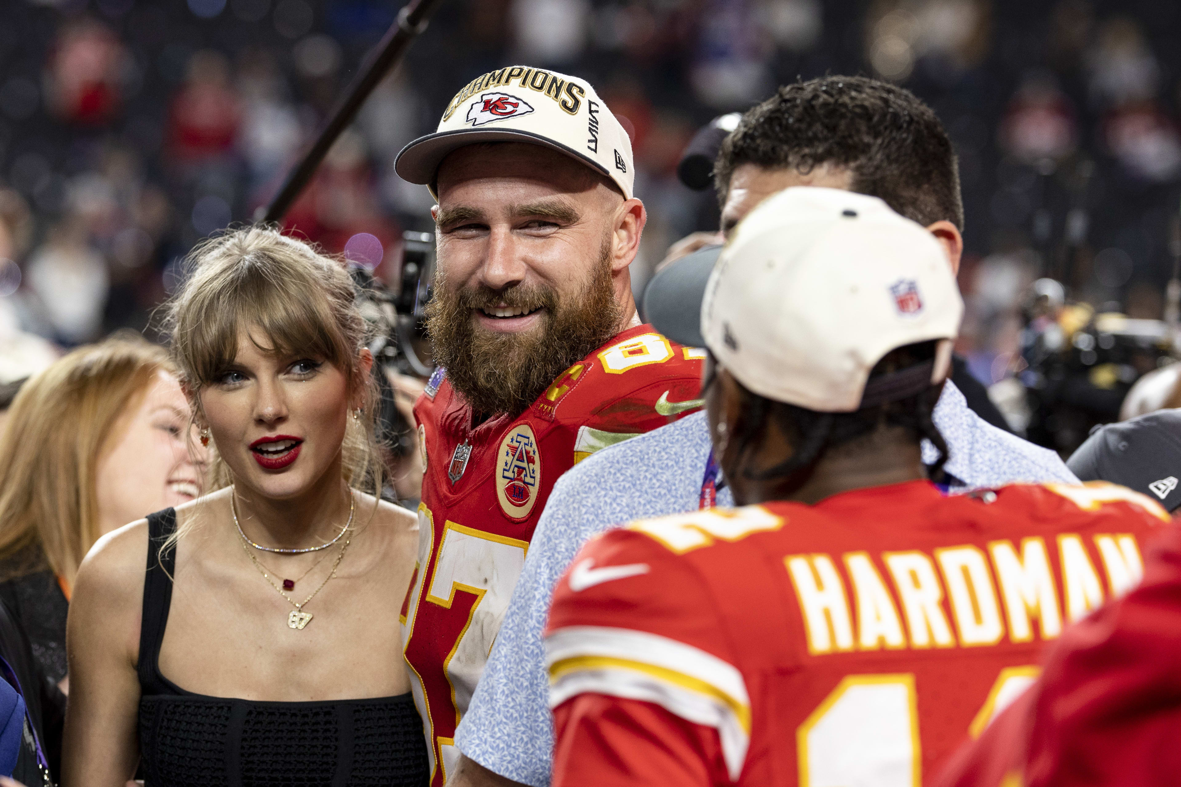 JD Vance Fears NFL Will Rig 2025 Season After Taylor Swift, Travis ...