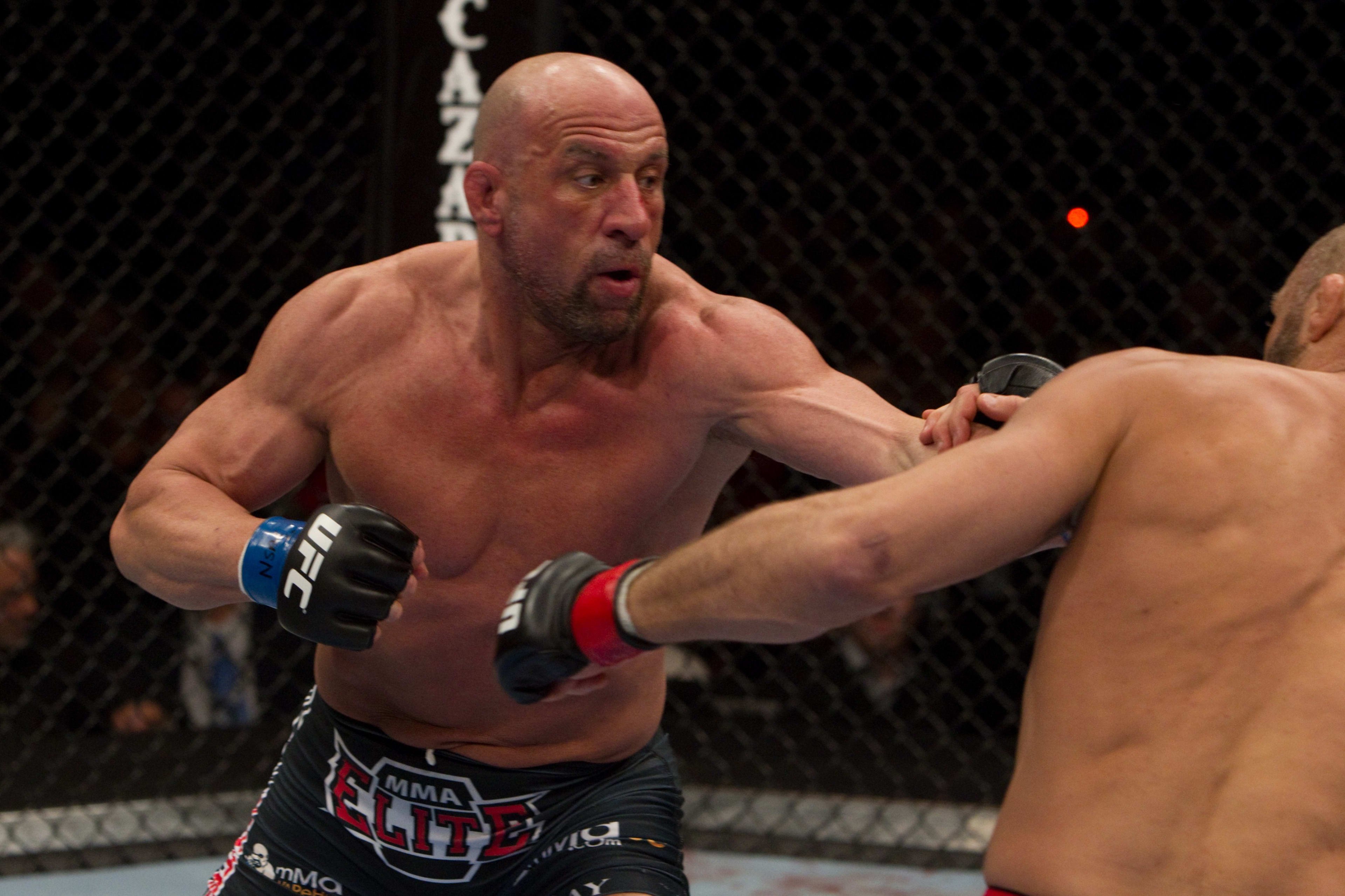 Photo Emerges Of Randy Couture Following Scary Crash - The Spun