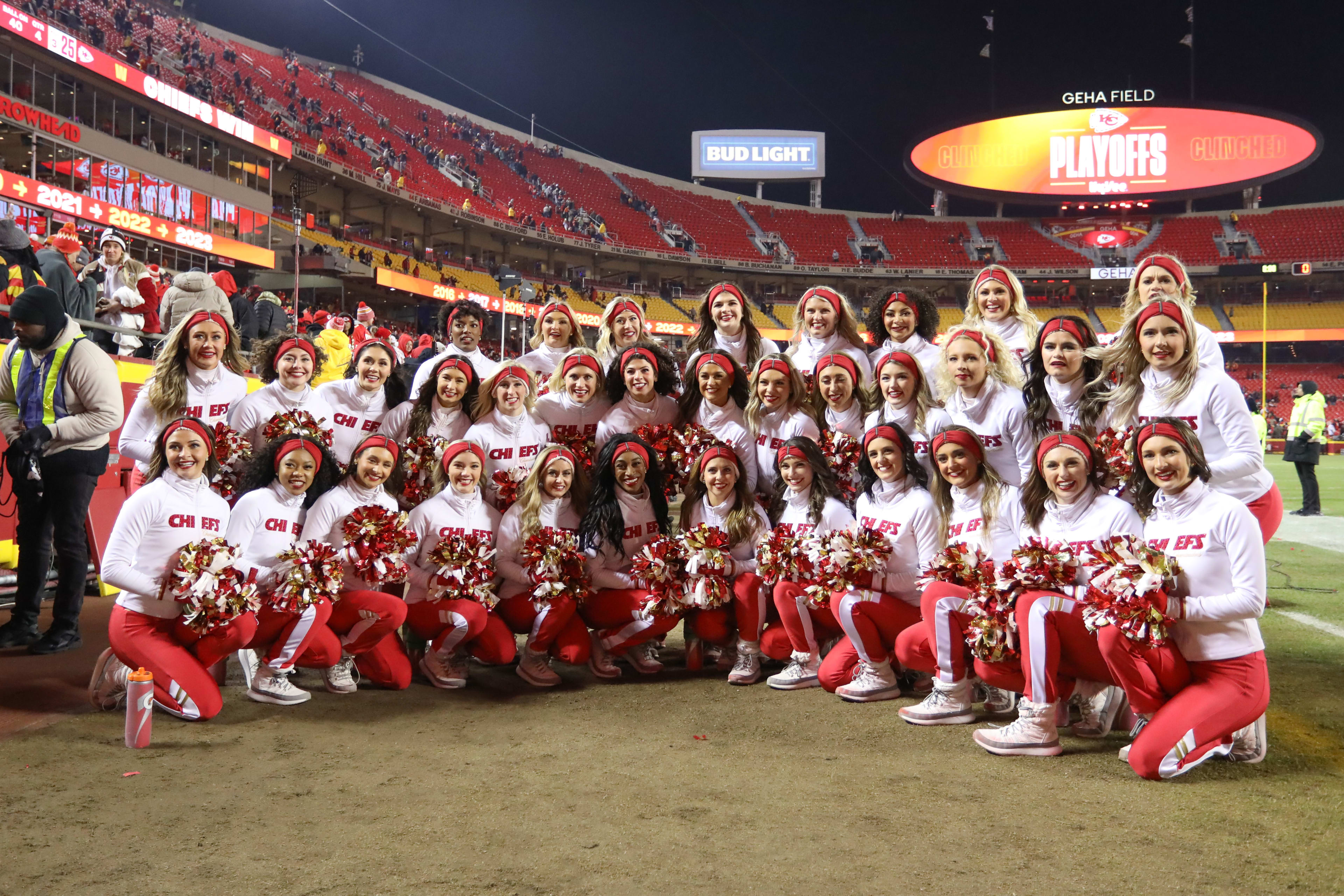 Chiefs Cheerleaders Going Viral Before AFC Championship vs. Bills - The ...