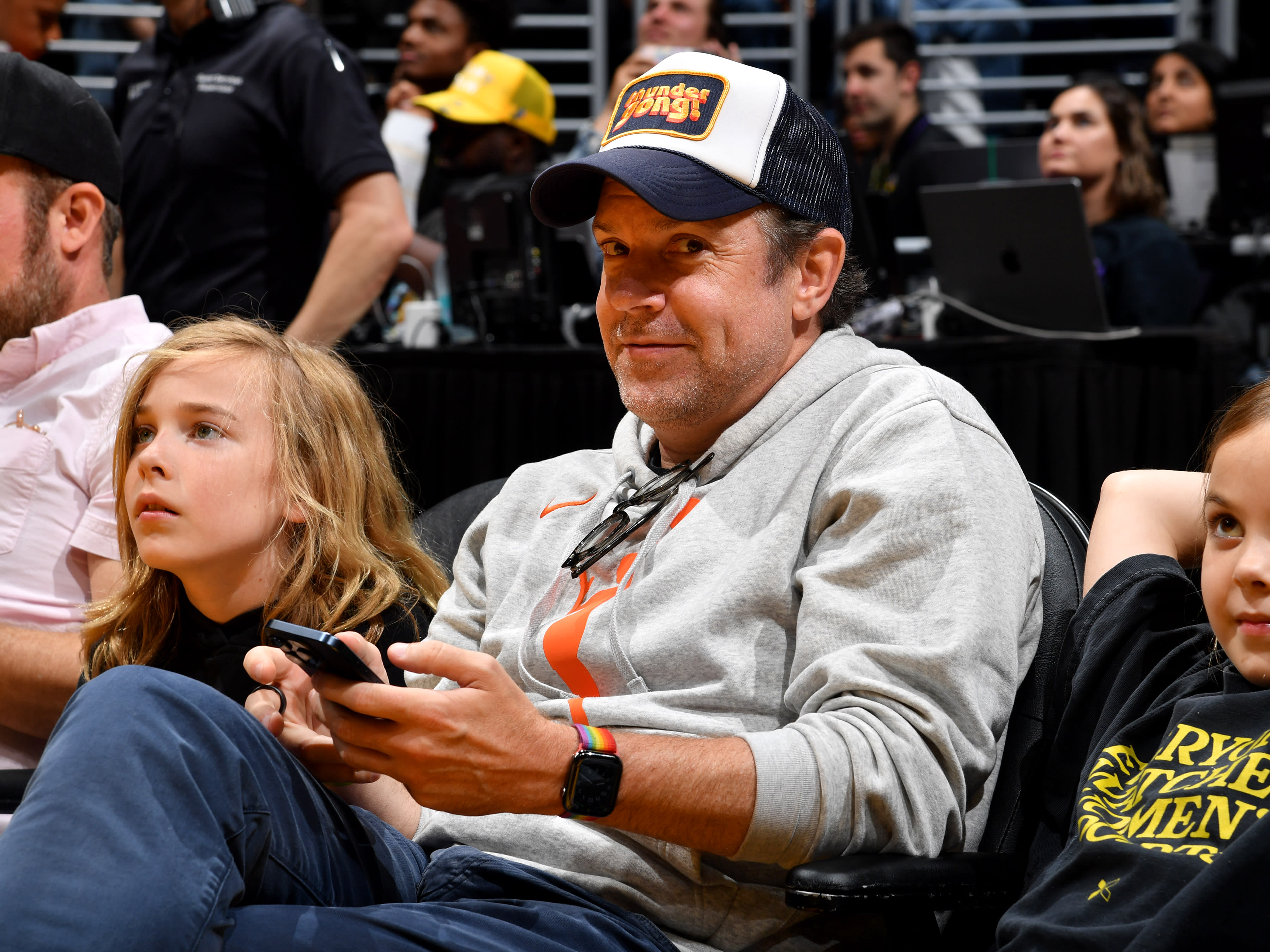 Prayers Pouring In For Jason Sudeikis' Family Tuesday - The Spun