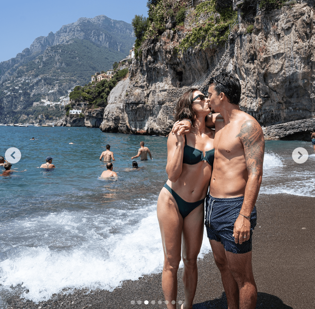 Alex Morgan Goes Viral For Spicy Swimsuit Photo With Husband - The Spun