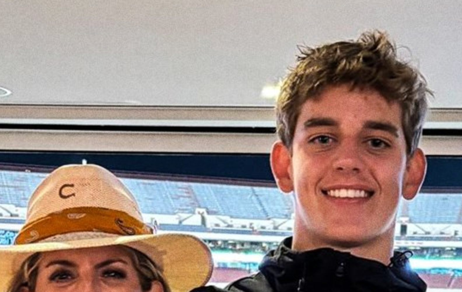 Arch Manning's Mom Called Him Out Following Saturday's Game - The Spun