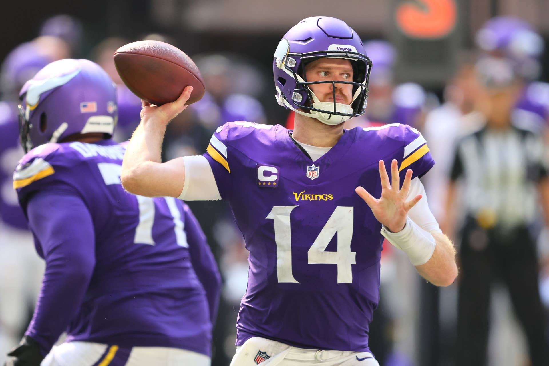 Tom Brady Is Reportedly Eyeing Big Quarterback In Free Agency - The Spun