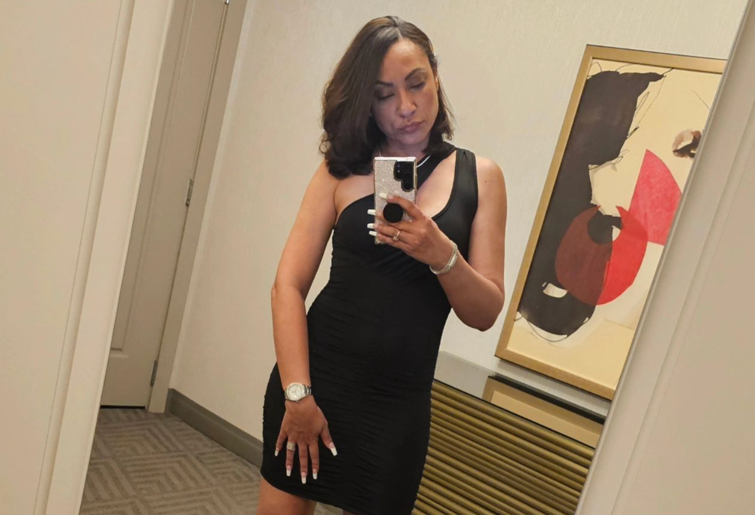 Jayden Daniels' Mom Turning Heads At Playoff Game On Sunday - The Spun