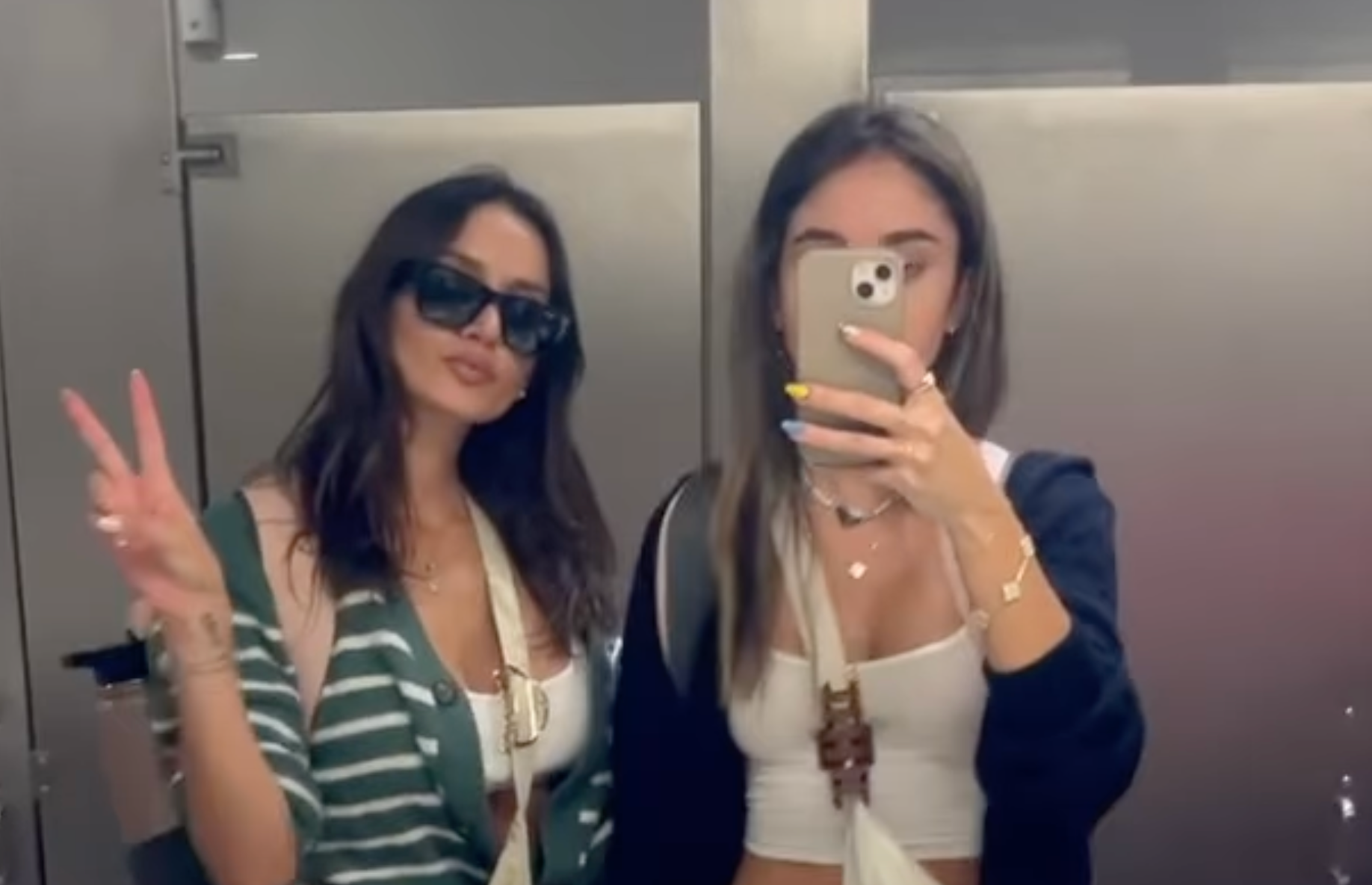 Two 30-Year-Old Women Kicked Off Airplane For 'Inappropriate' Outfits ...