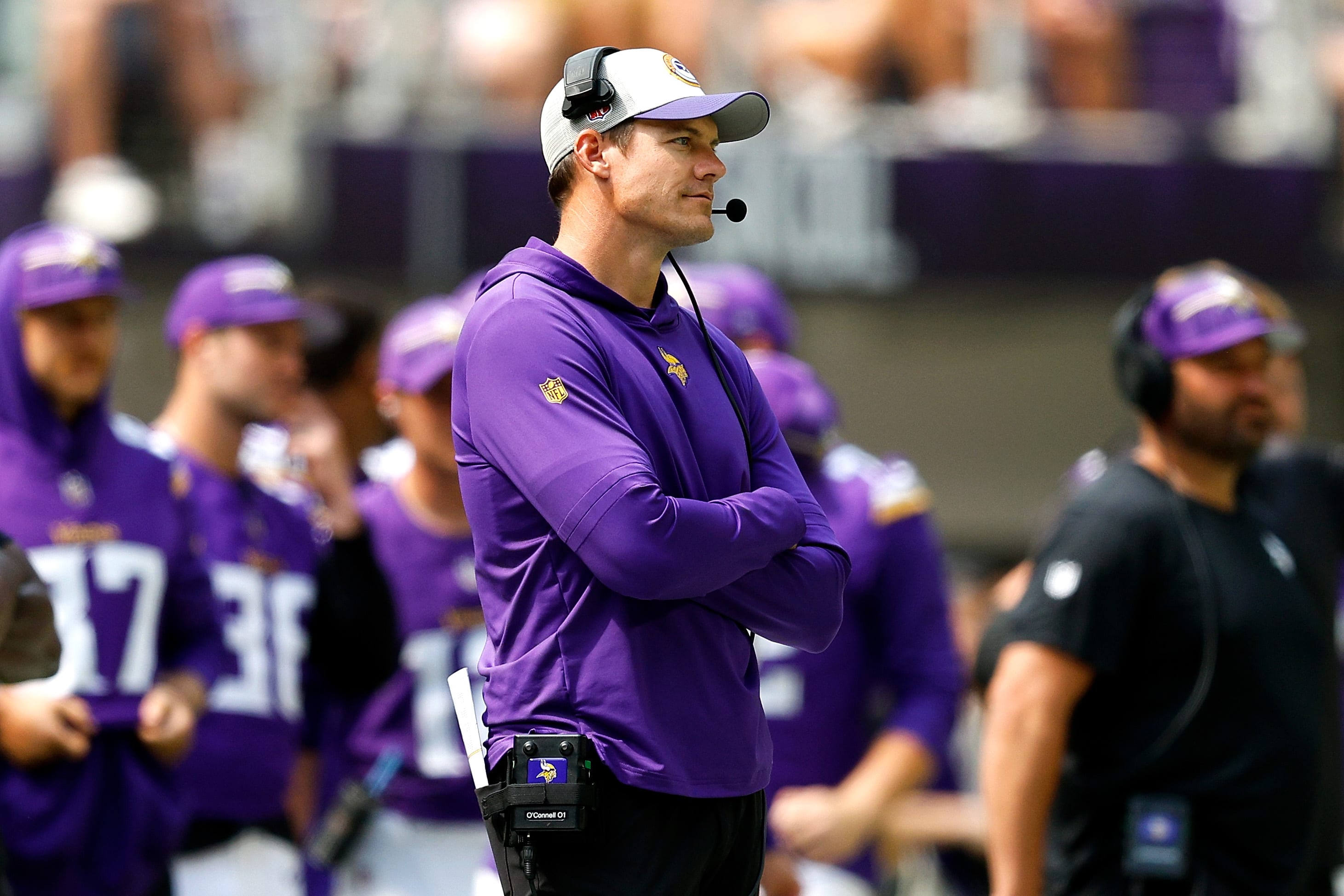 NFL Fans Stunned By Kevin O'Connell's Curious Coaching Decisions - The Spun