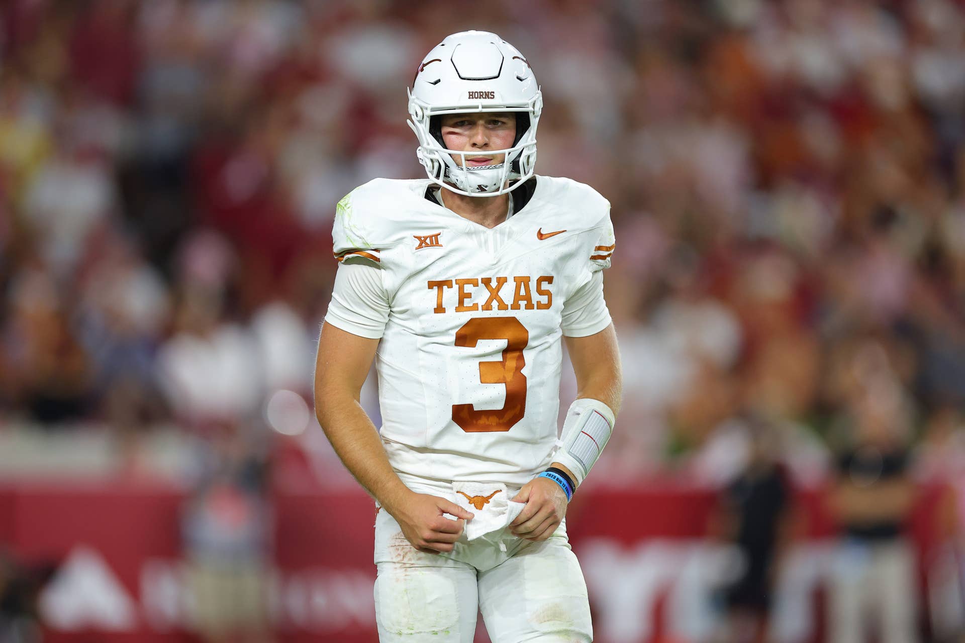 Former Texas Star Quinn Ewers Lands $3 Million Deal - The Spun